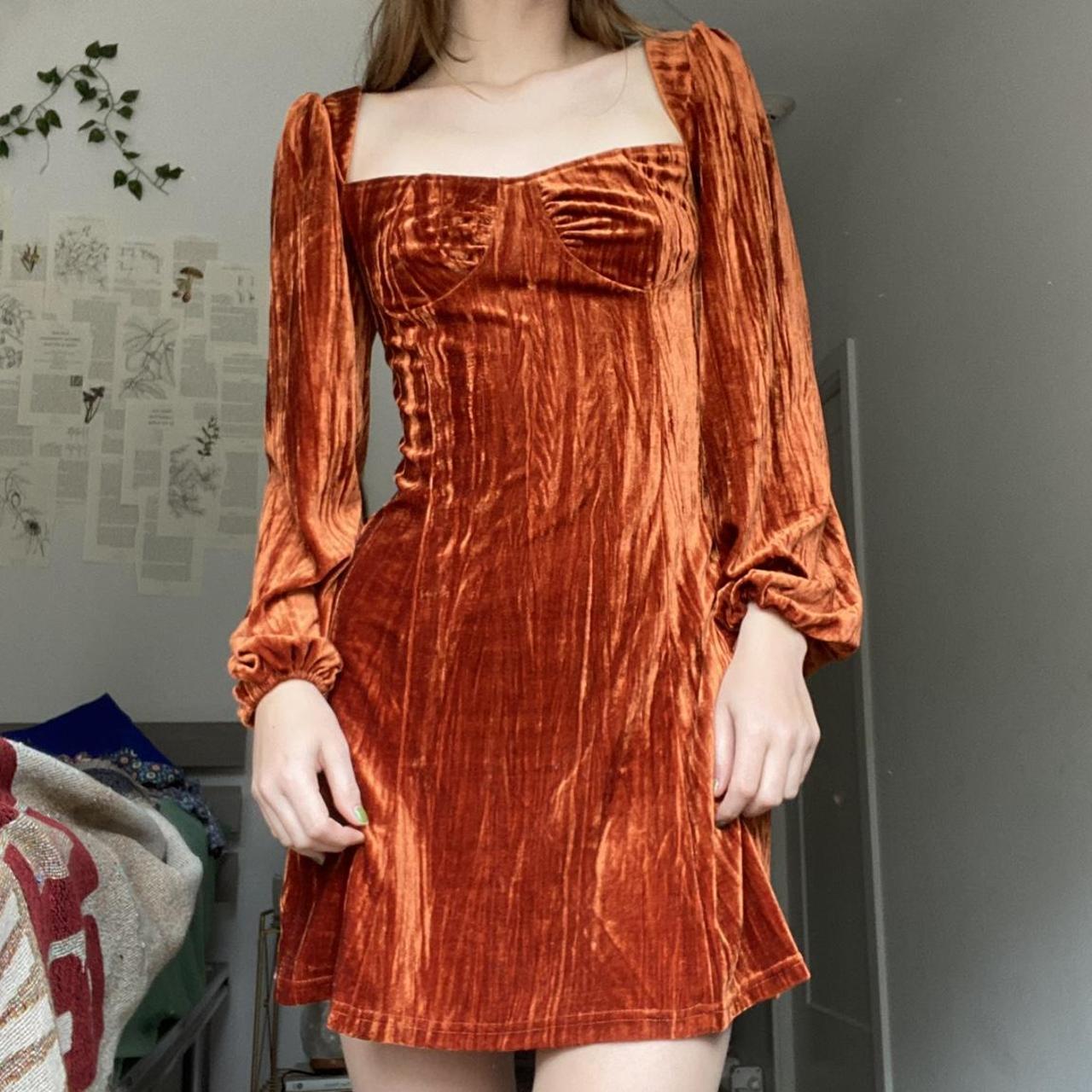 🧡 Cider Velvet Dress 🧡 perfect dress for autumn!!... - Depop