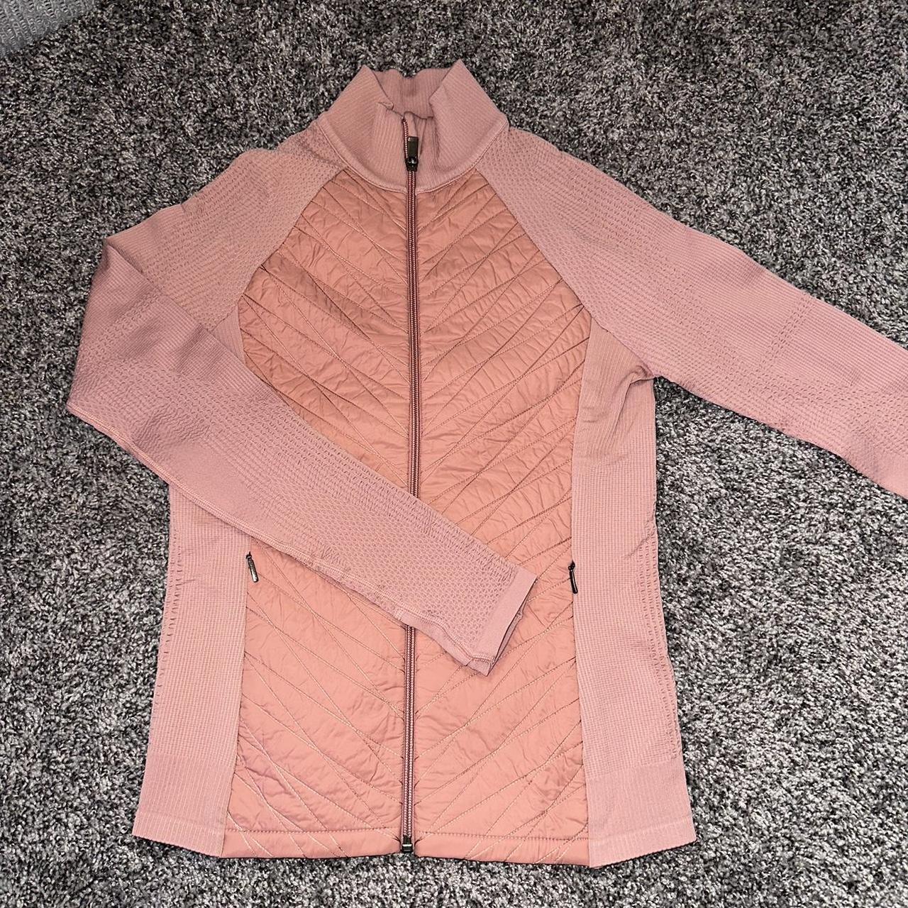 Athleta jacket Measurements: Pit to pit:... - Depop