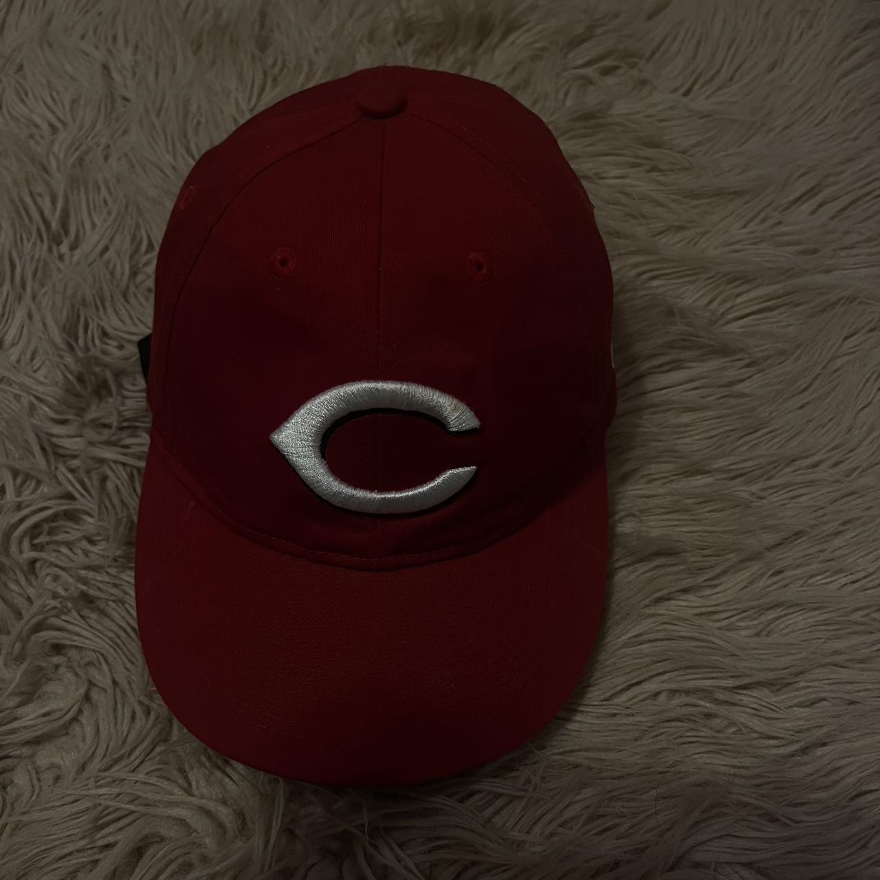 Cincinnati Reds Baseball Cap. #baseball #red #hats - Depop
