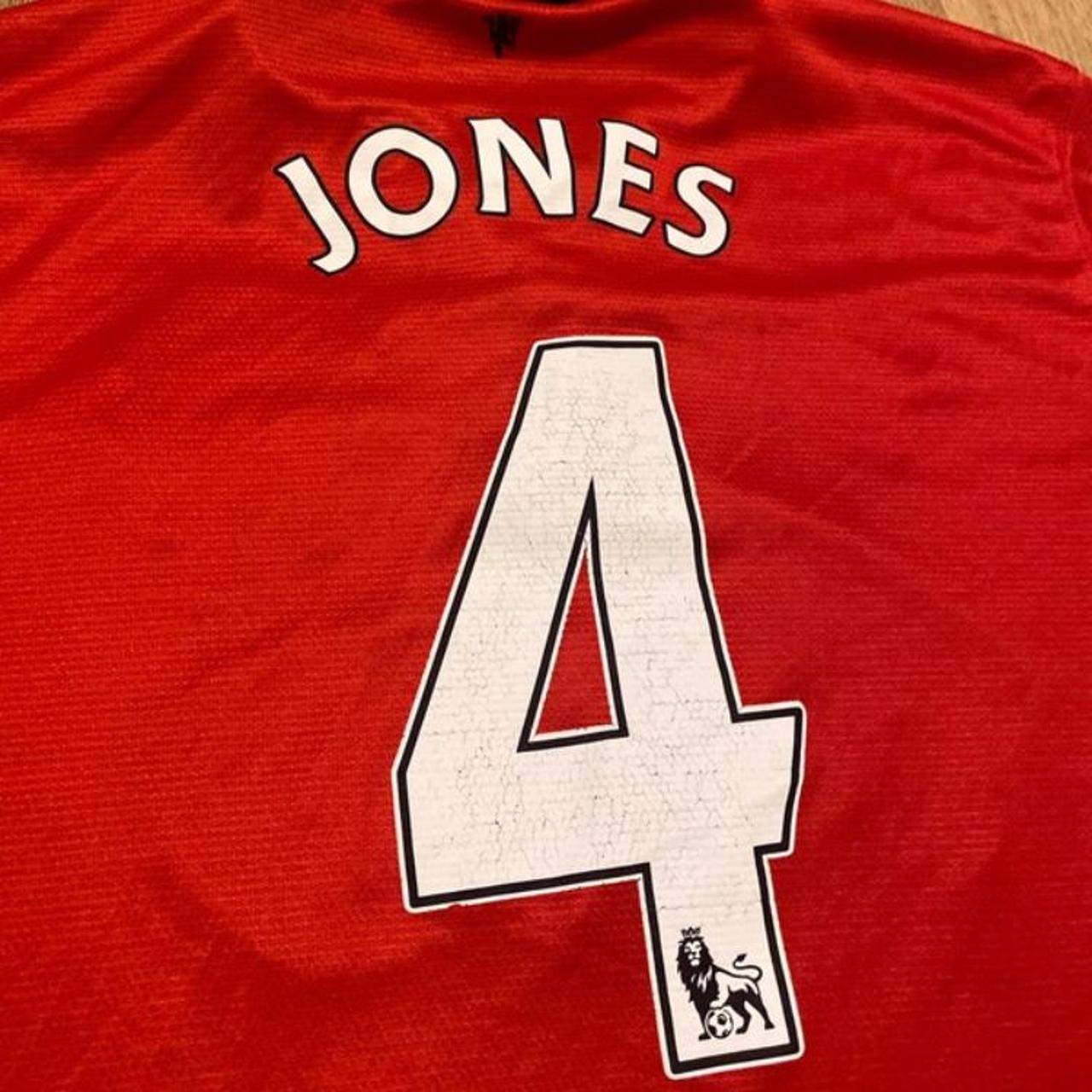 2013-14 *4 Jones Manchester United Nike Home Aon... - Depop