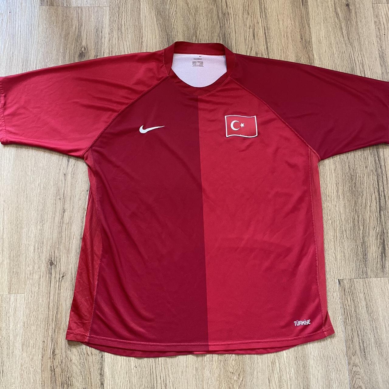 2006-07 Turkey Nike Home Football Shirt - Depop