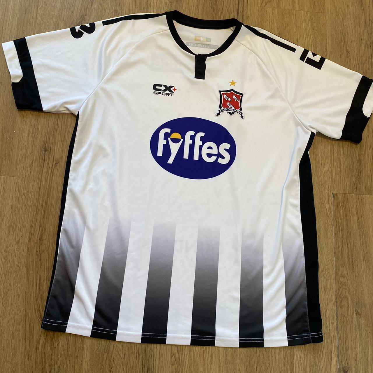 2018-19 Dundalk Fyffes Football Shirt Home... - Depop