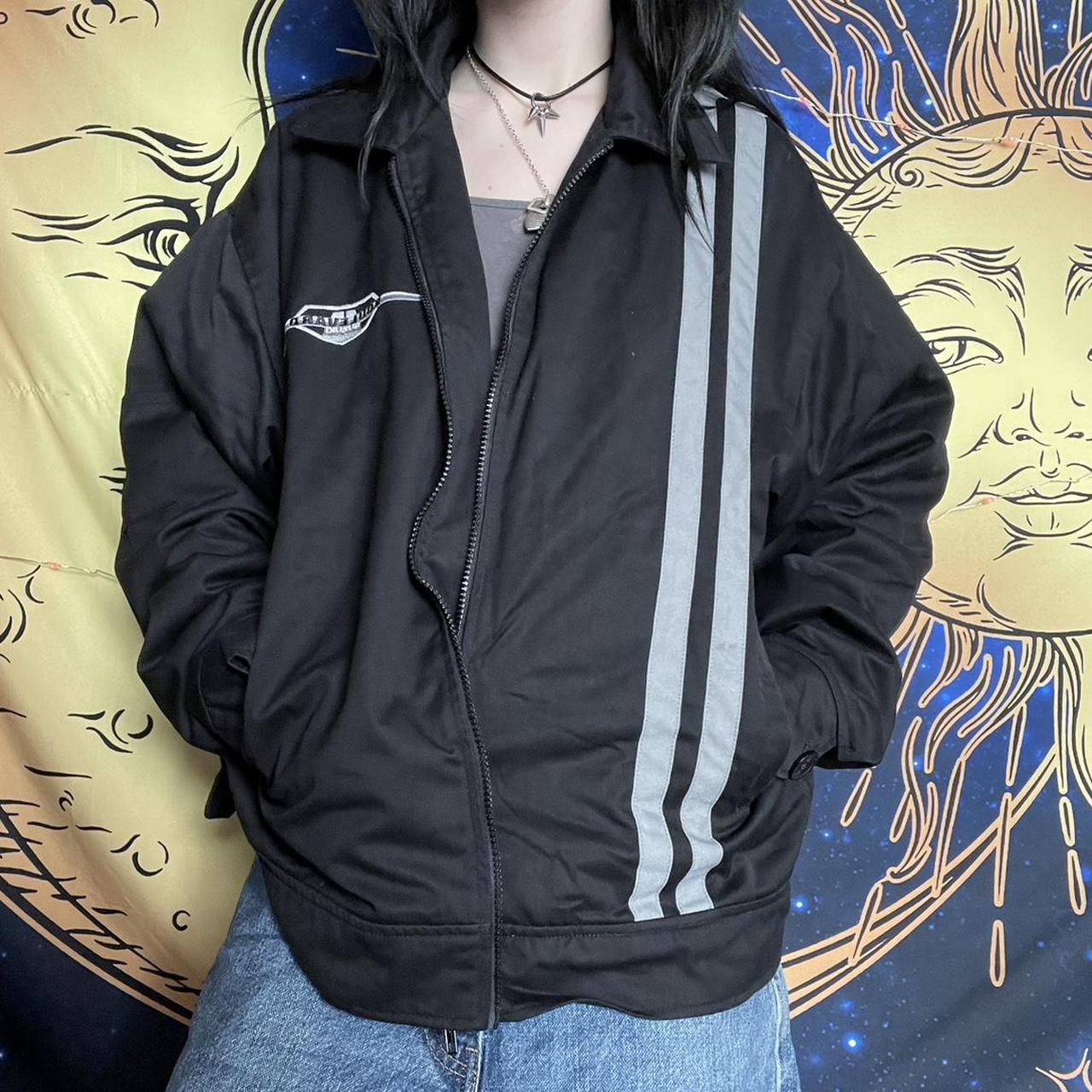 Unisex large black and grey Boulevard puffy jacket.... - Depop