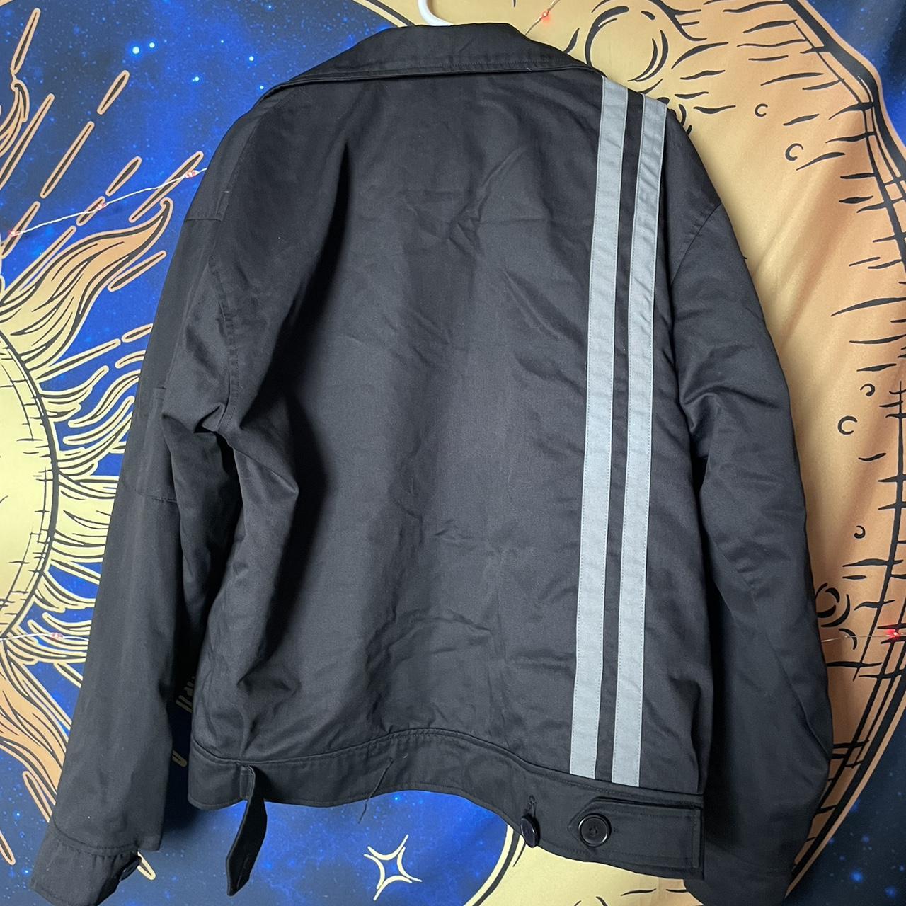 Unisex large black and grey Boulevard puffy jacket.... - Depop