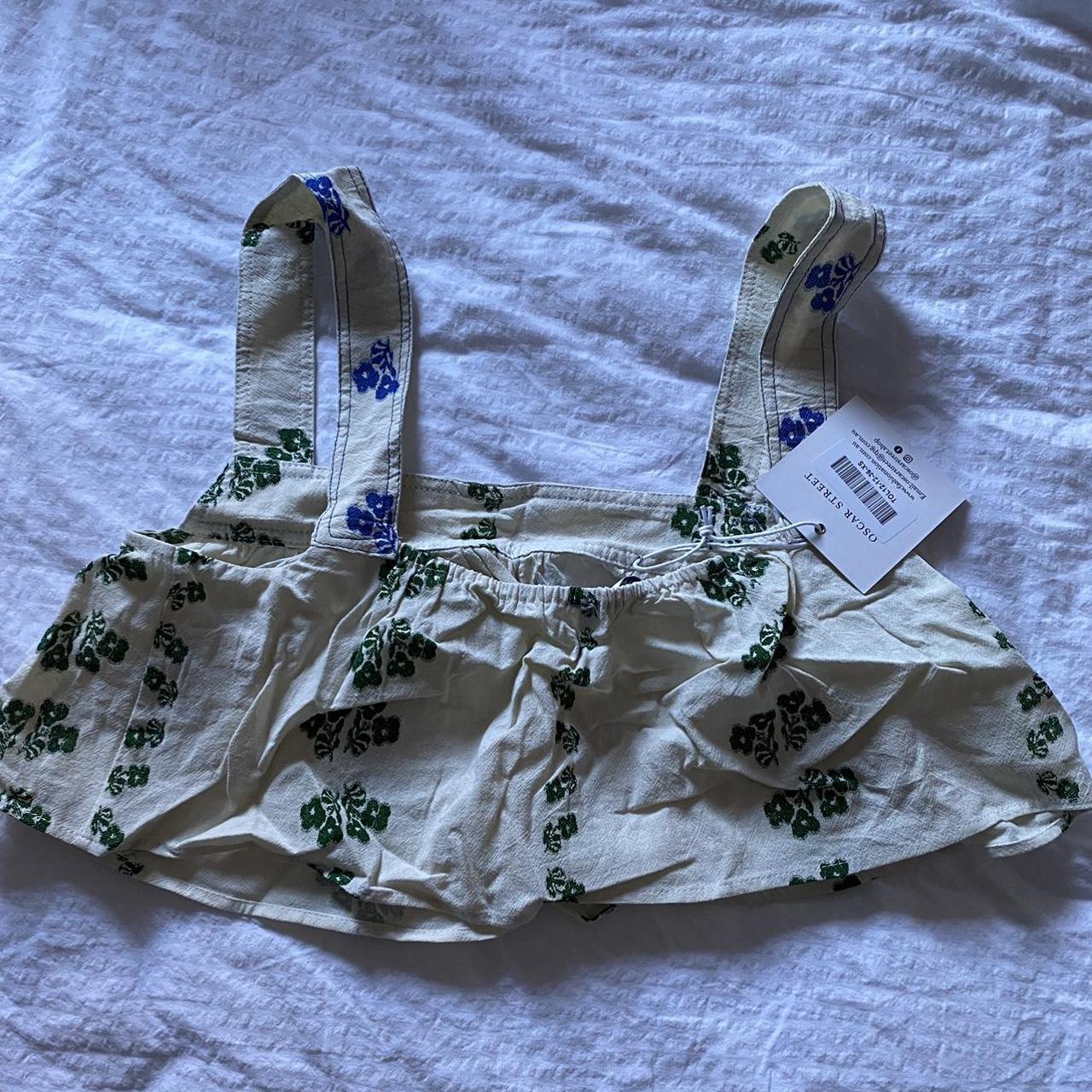 Verge girl sun bleached top// floral size xs new... - Depop