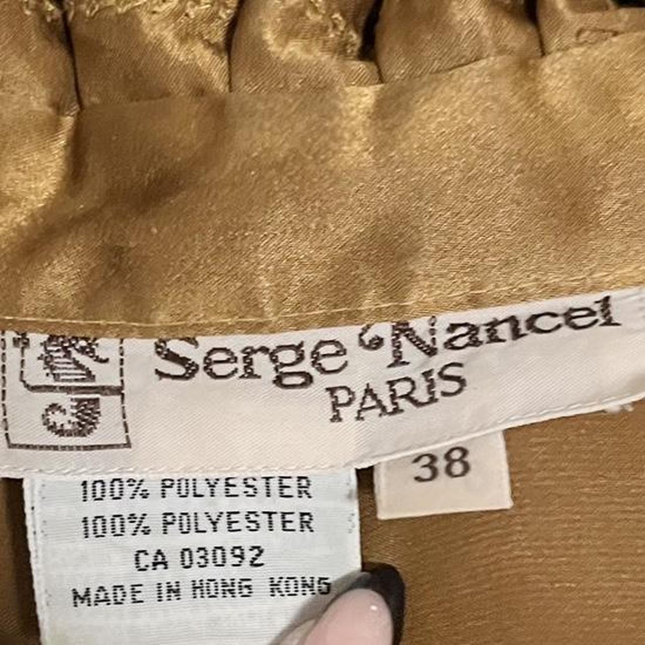 Vintage long sleeved ruffle neck top 👕🤎 1970’s or... - Depop