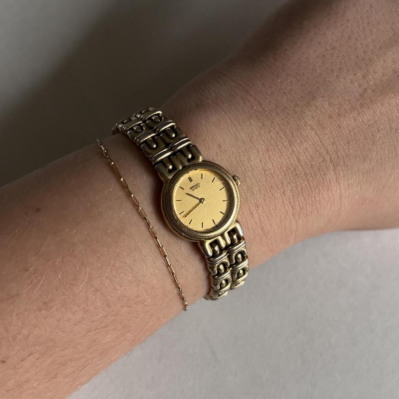 Vintage gold tone women’s Seiko watch In great... - Depop