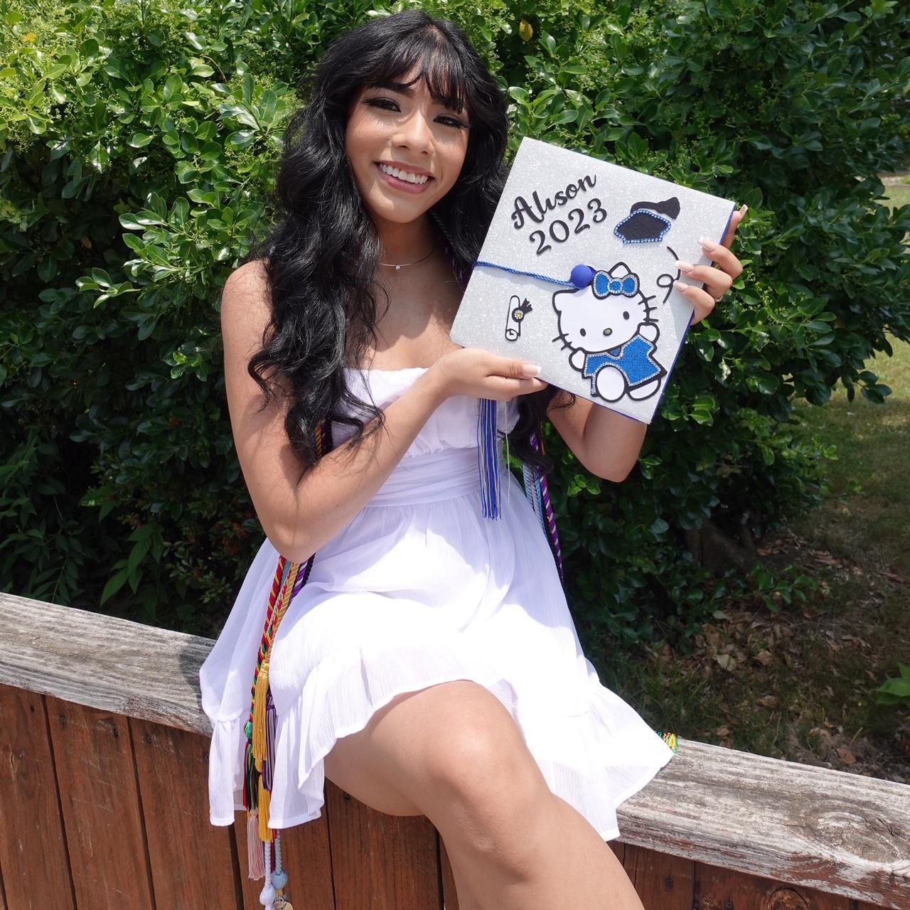 Lucy Women's White Dress | Depop