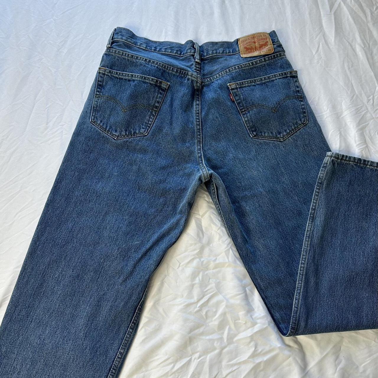 Levi’s 550 straight-leg blue jeans 👖A medium to dark... - Depop