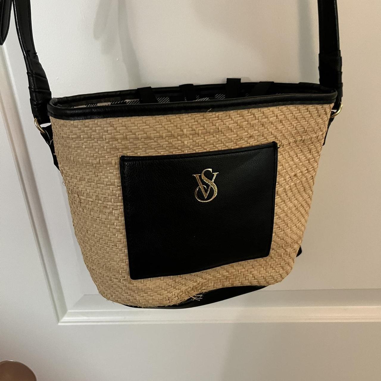 Victoria’s Secret purse Feel free to offer! Price... - Depop