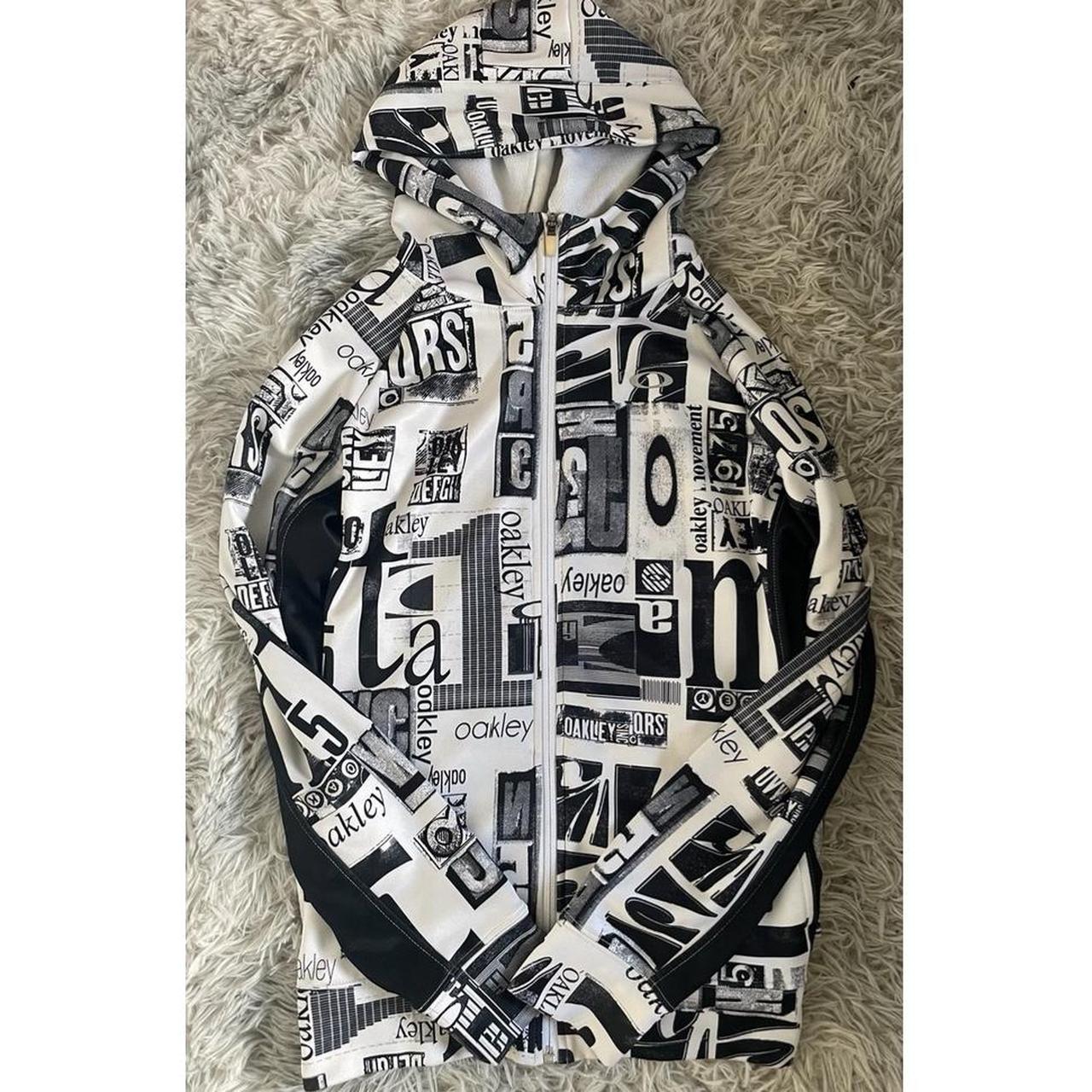 Rare Vintage Oakley Hoodie Bought From New York Depop