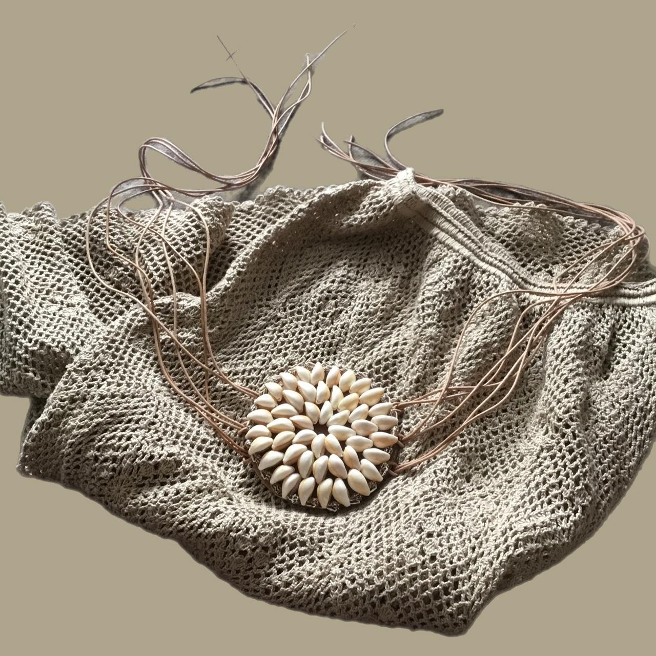 Sea Shell Belt 🐚🐚🐚 Such a cutie belt/ 4.5"... - Depop