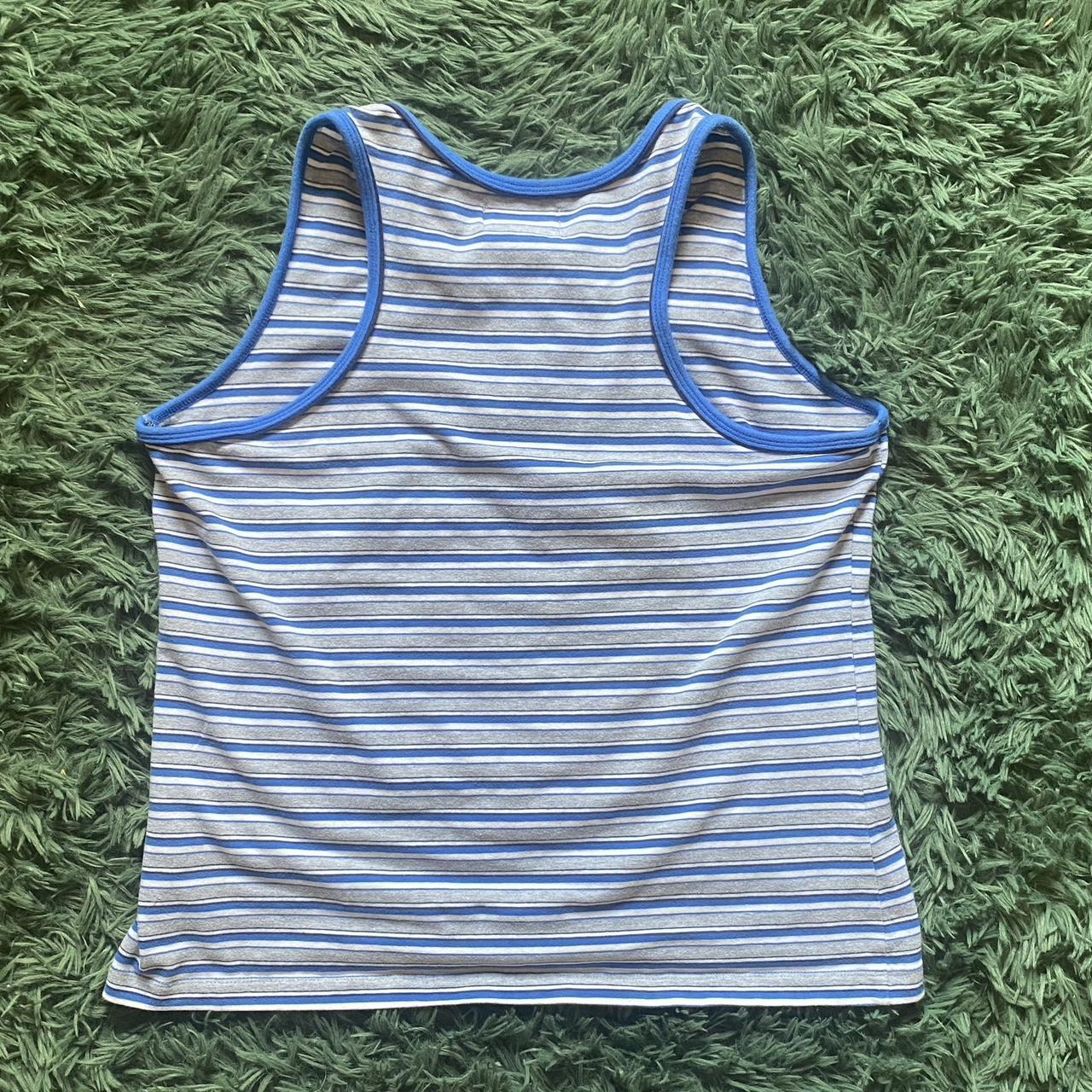 Cutest Early 2000s Tank Top -perfect condition... - Depop