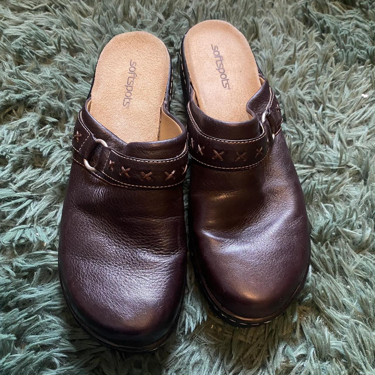 Cutest Brown Clogs Shoes -reminds me of doc martens... - Depop