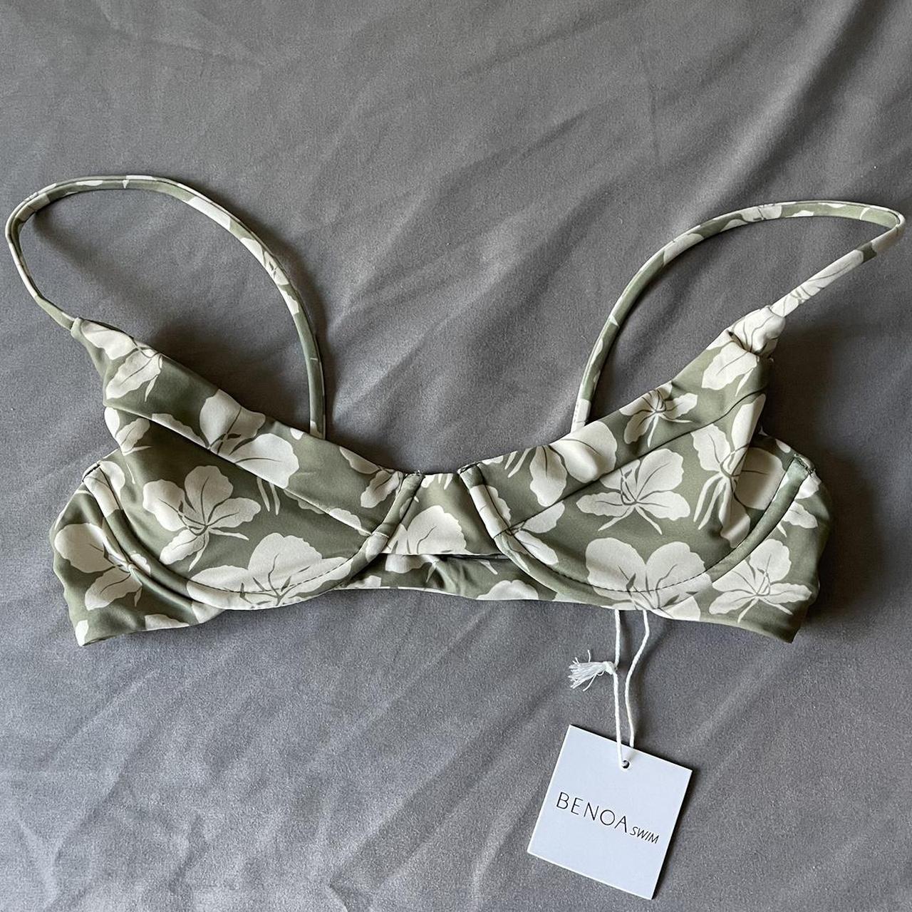 Benoa butterfly ginger shea top BNWT Never... - Depop