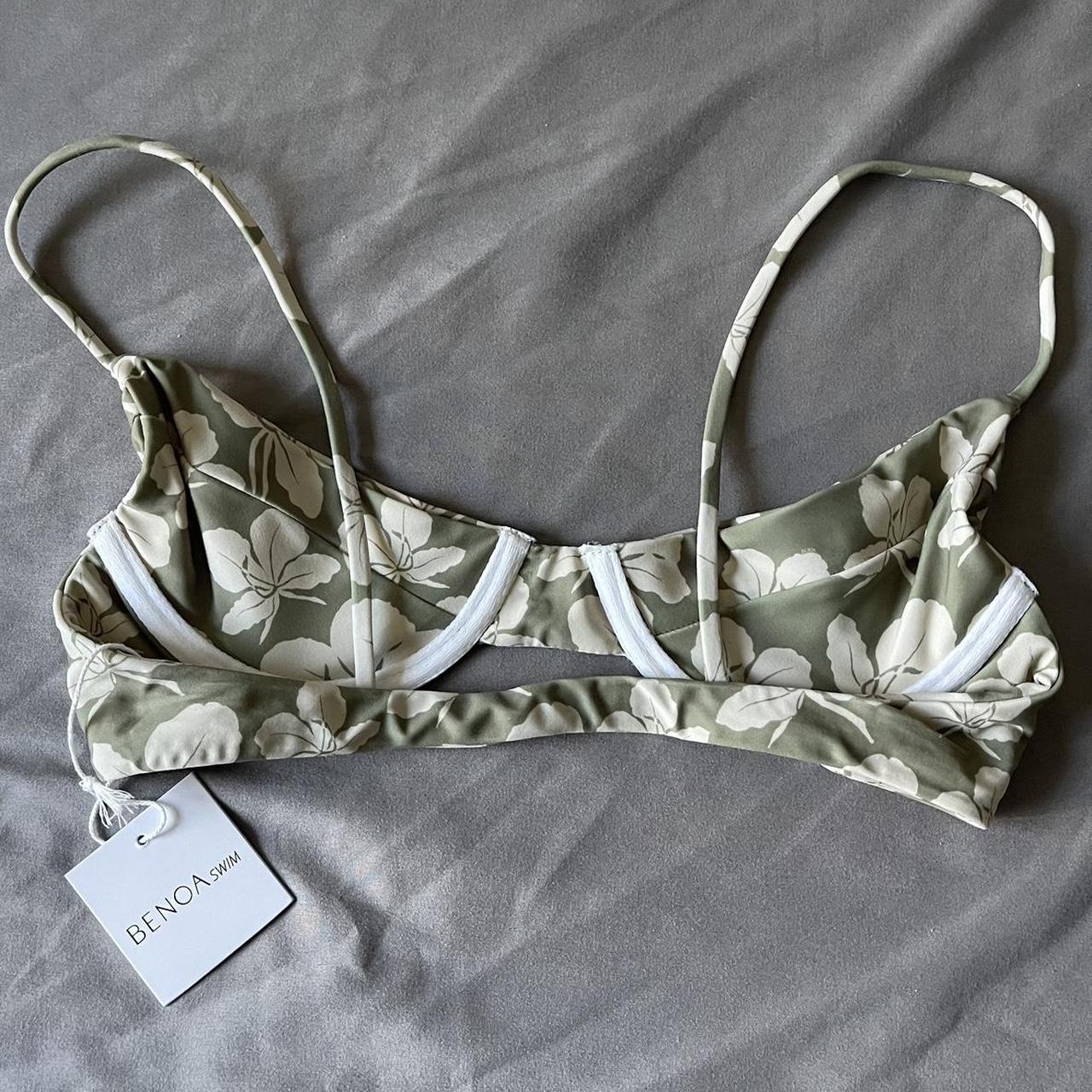 Benoa butterfly ginger shea top BNWT Never... - Depop