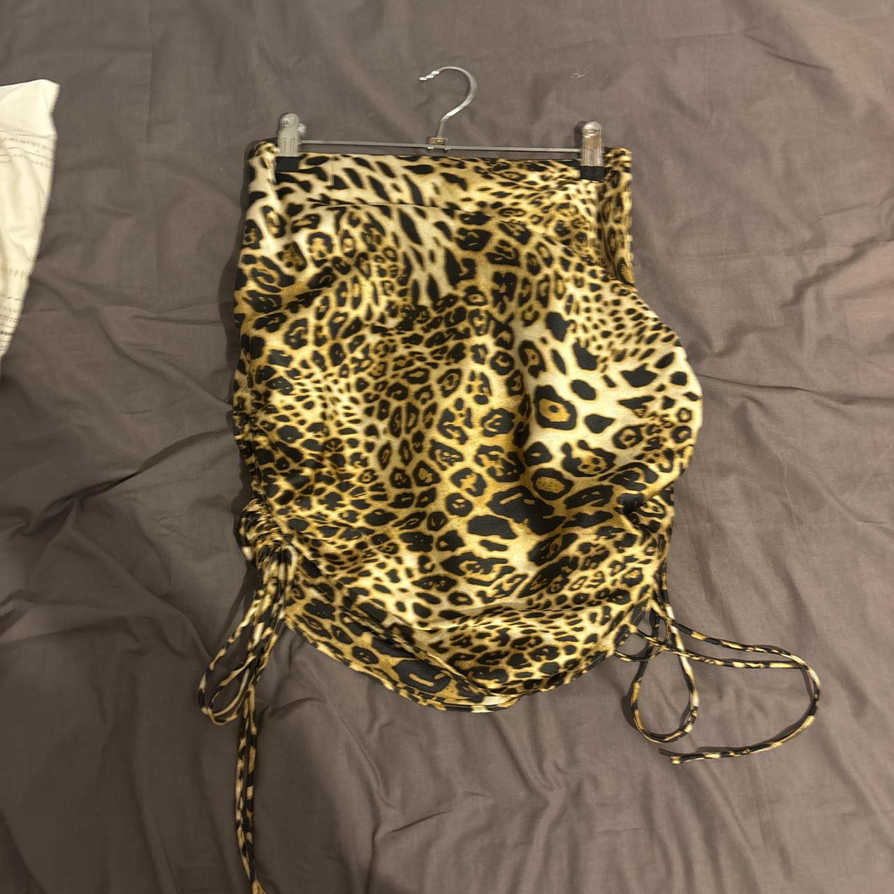 Tiger Mist leopard print ruched skirt #wildprint | Depop