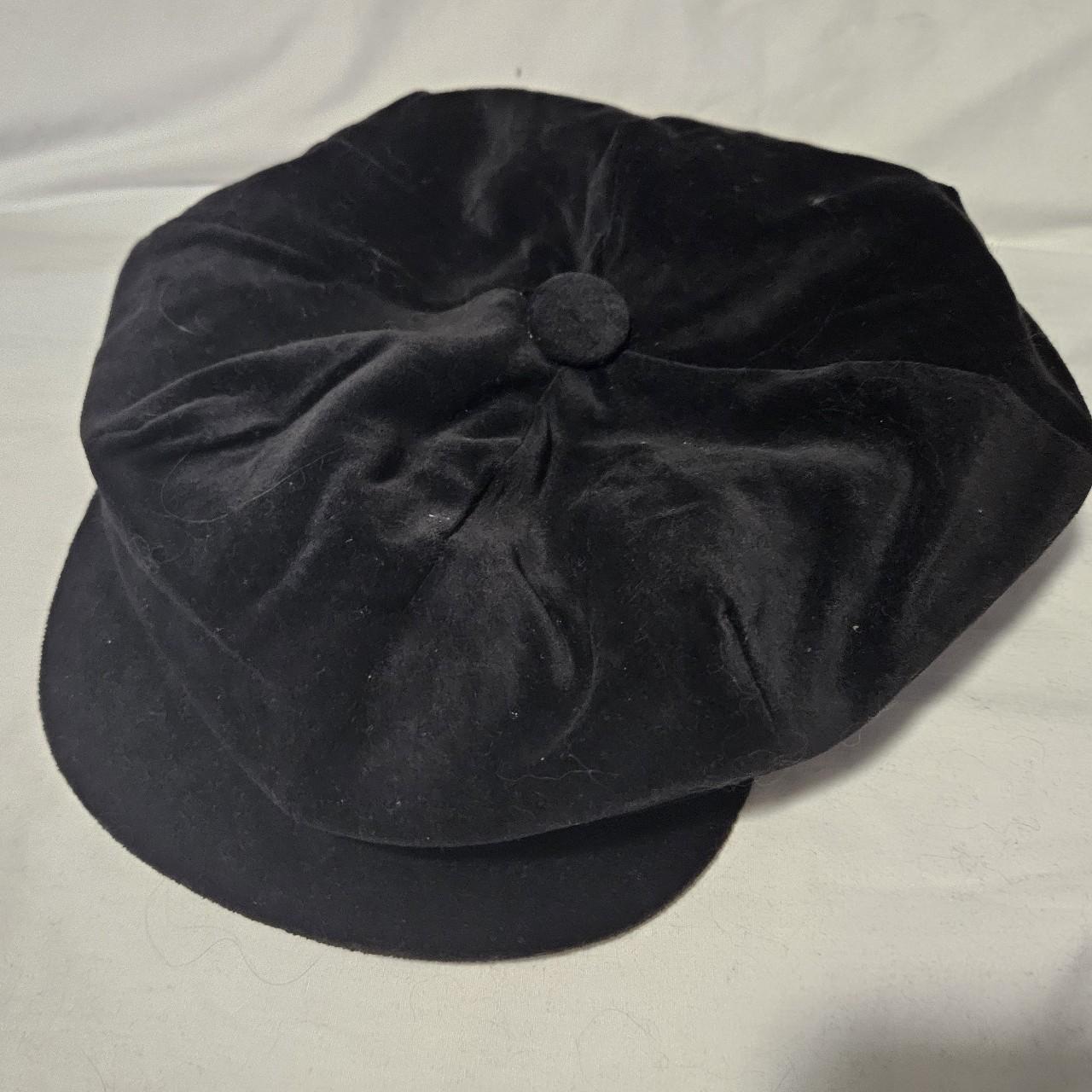 Black velour Gatsby "paperboy" style cap Never worn... - Depop