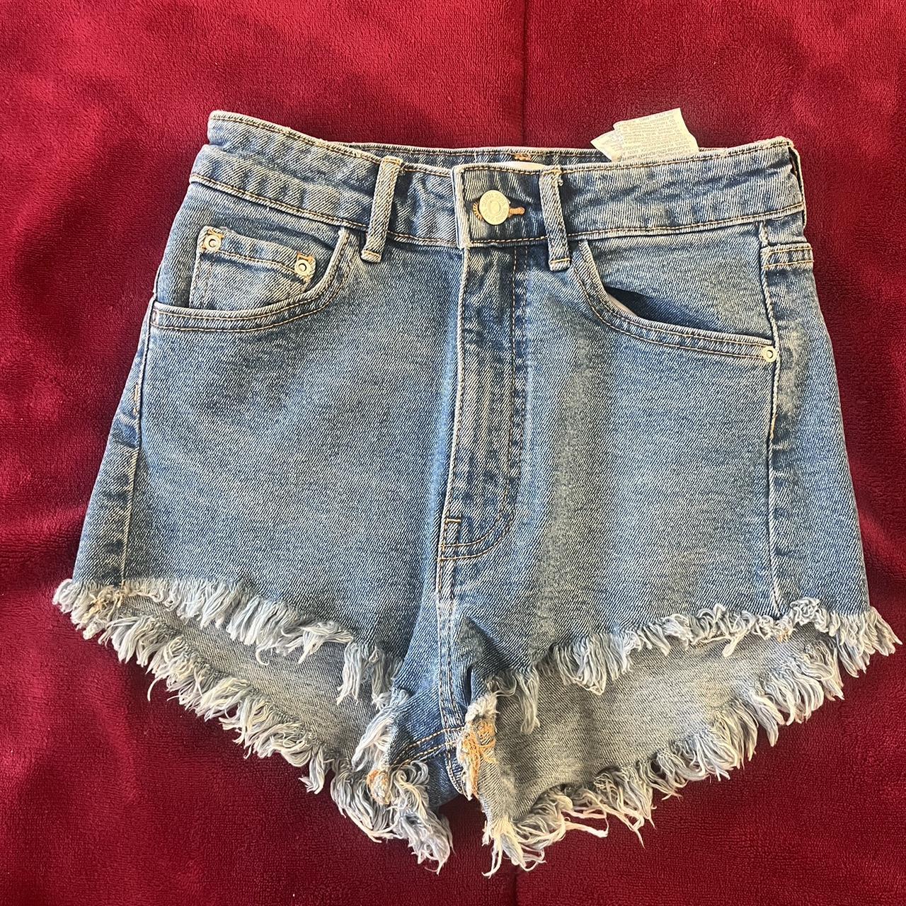 Zara Short Shorts 00 Like new, worn maybe once or... | Depop