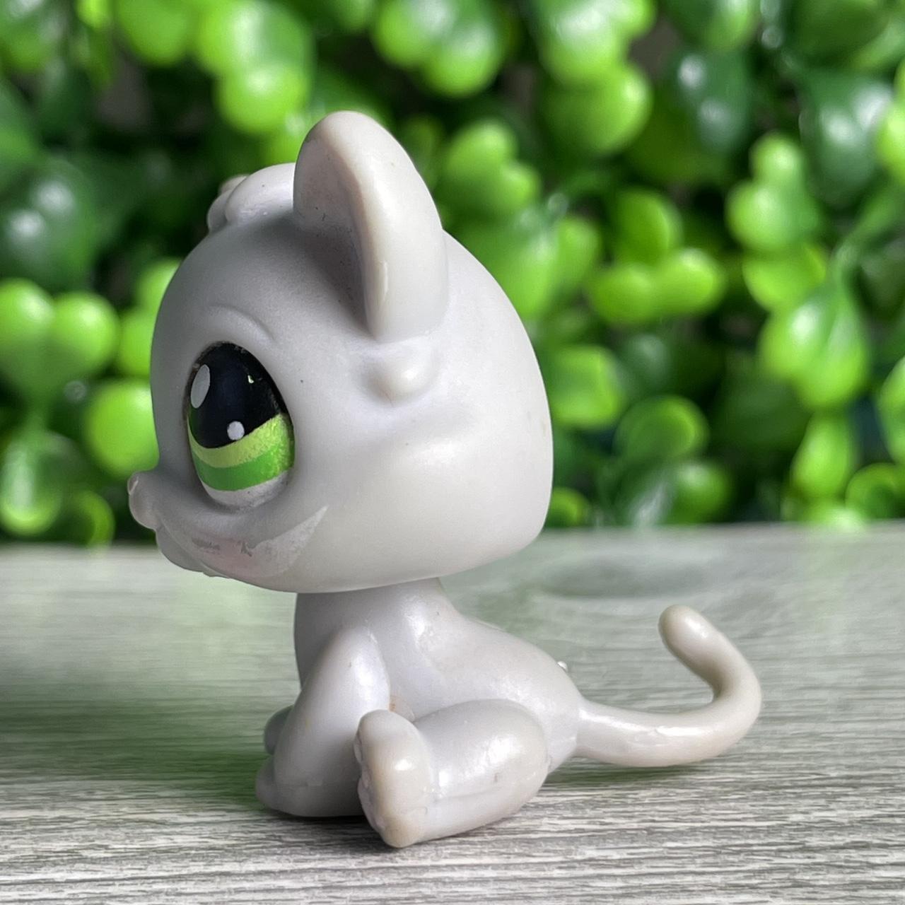 - the largest lps shop here! 🌐🐾 ╭──────────.★..─╮ ... - Depop