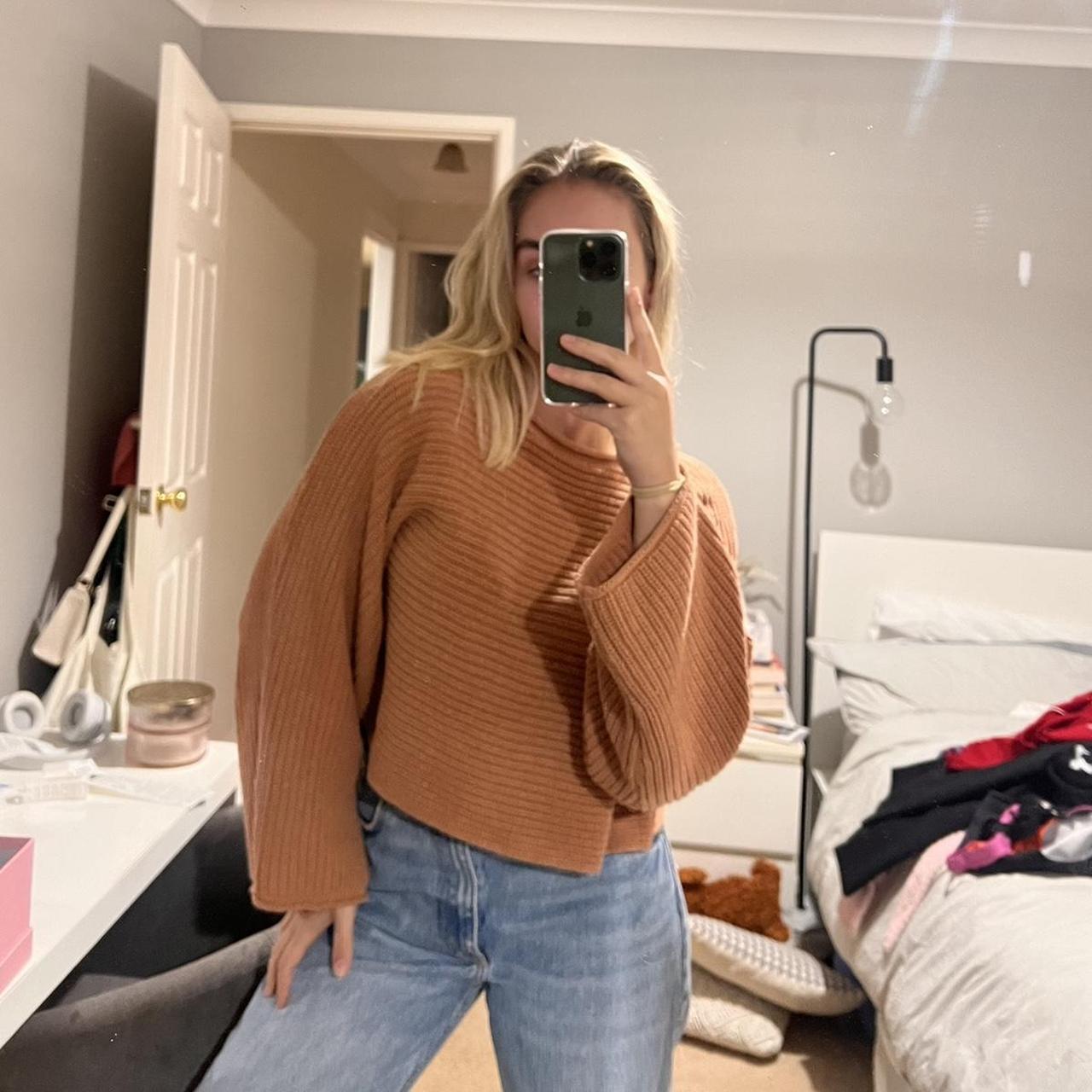 Glassons knit Super comfy and flattering! - Depop