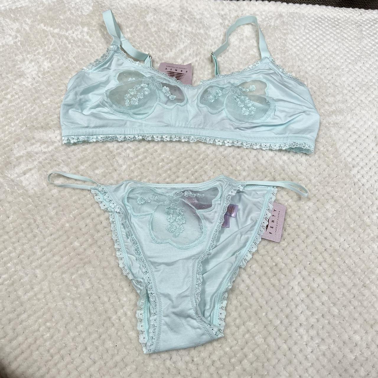 Savage x fenty set Bralette - 1X panties - XL Never... - Depop