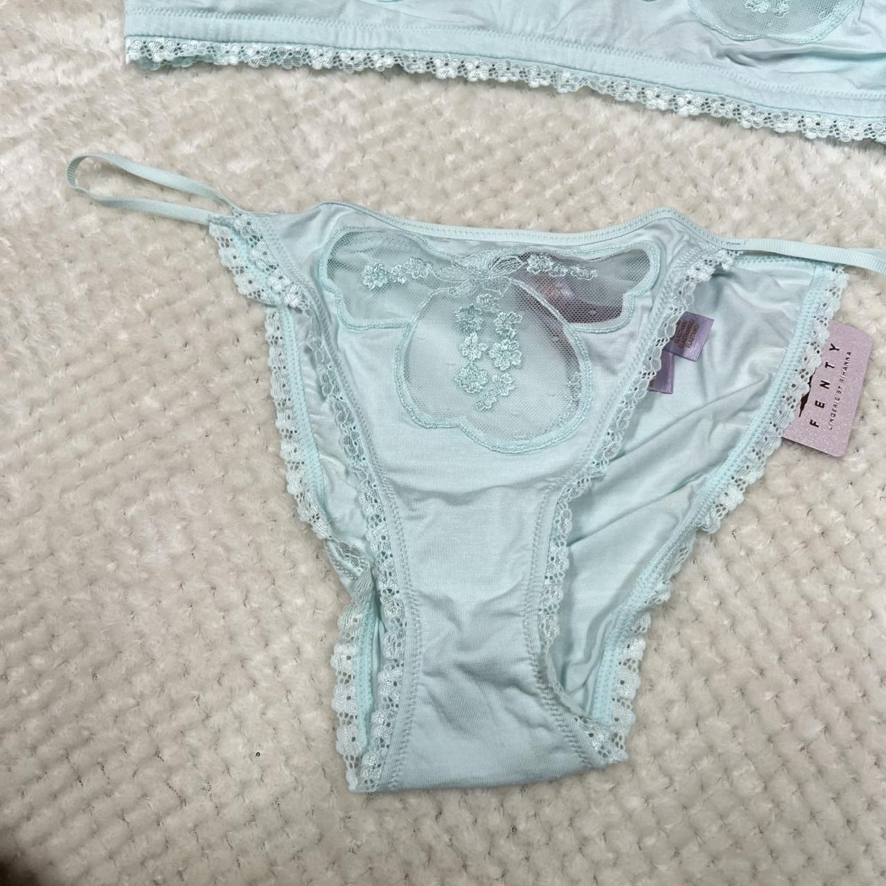 Savage x fenty set Bralette - 1X panties - XL Never... - Depop