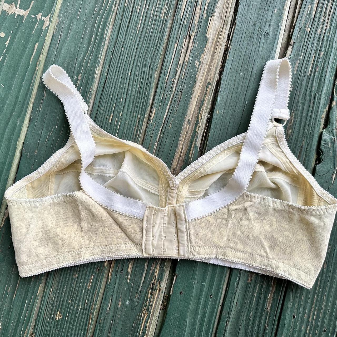 Playtex Bra Vintage Like Women Comfort Strap 42c - Depop