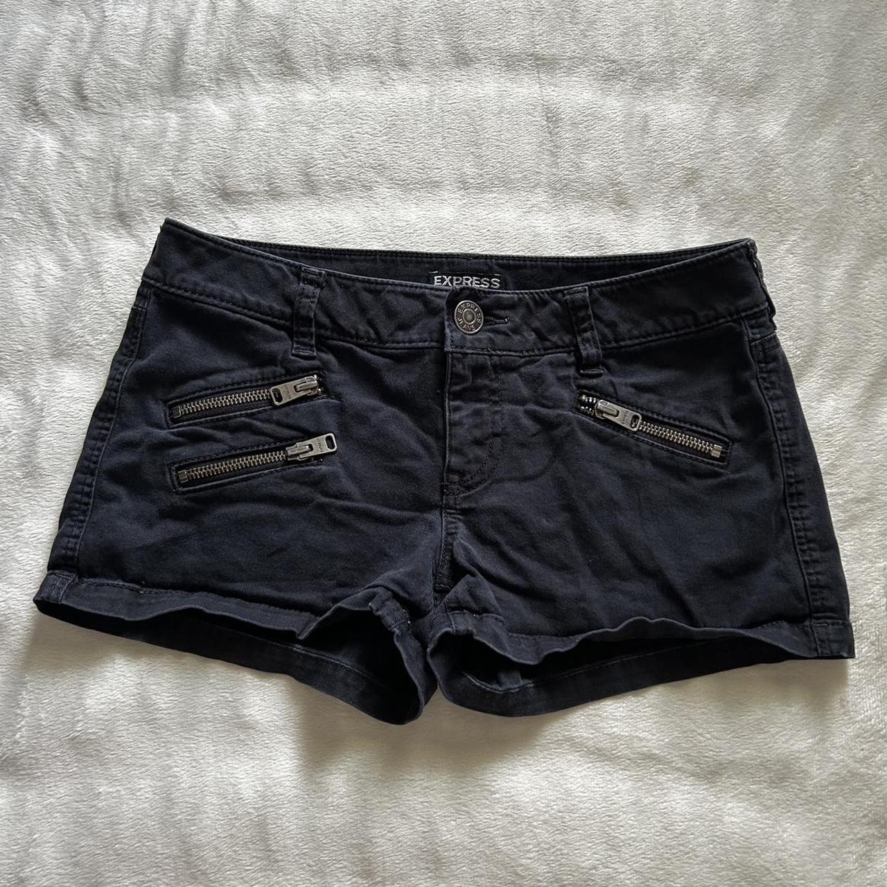 Express Women's Black Shorts | Depop