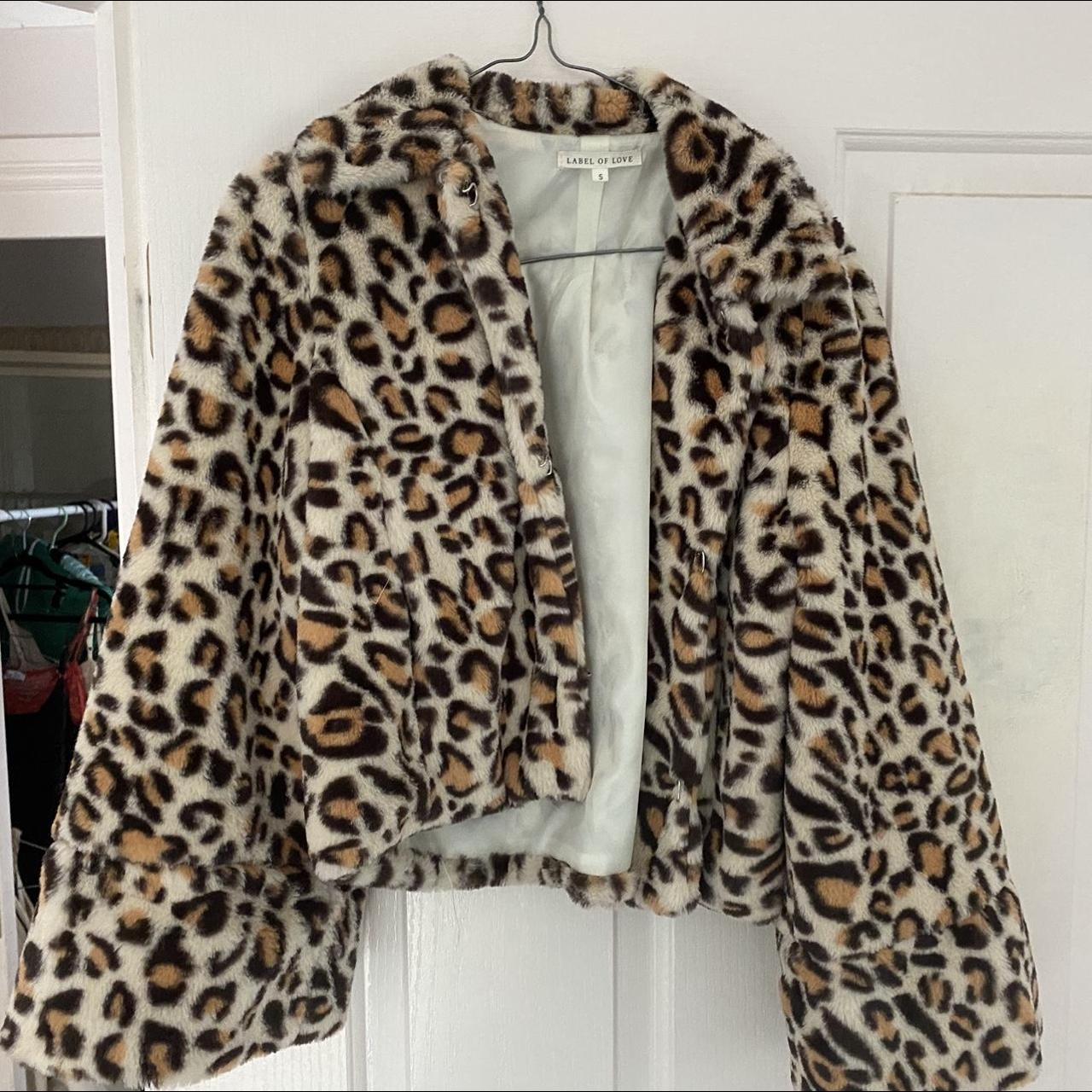 amazing faux cheetah jacket 💗 💡 instant buys... - Depop