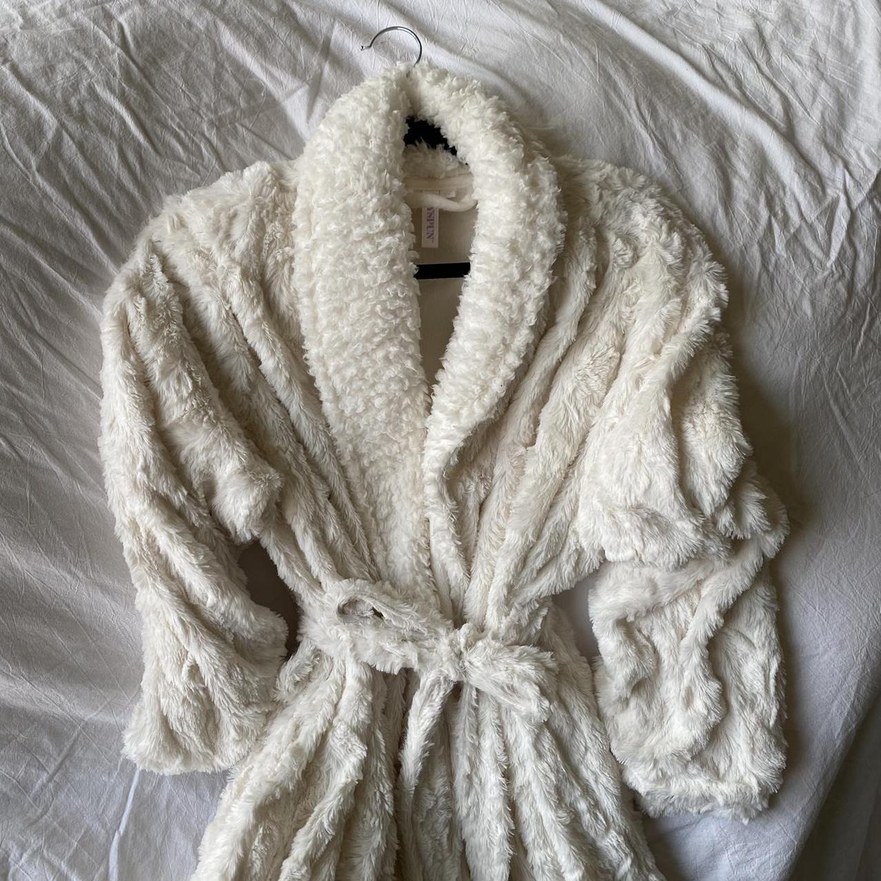 Joyspun fluffy robe Size XL #Joyspun #Robe #fluffy - Depop