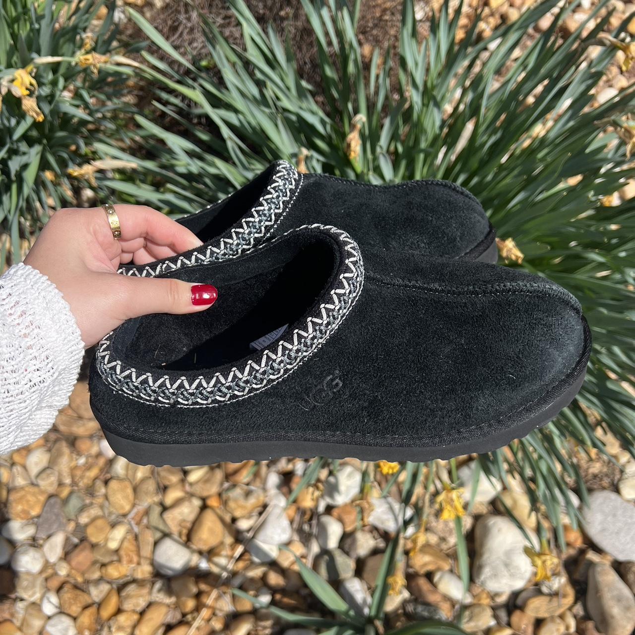 UGG Women's Black Slippers | Depop