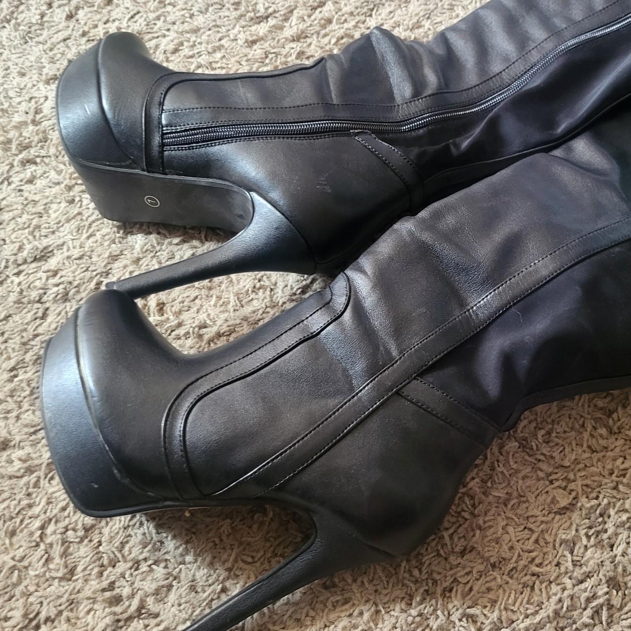 Y2K PLATFORM HEEL BOOTS Great basic Y2K stilettos... - Depop