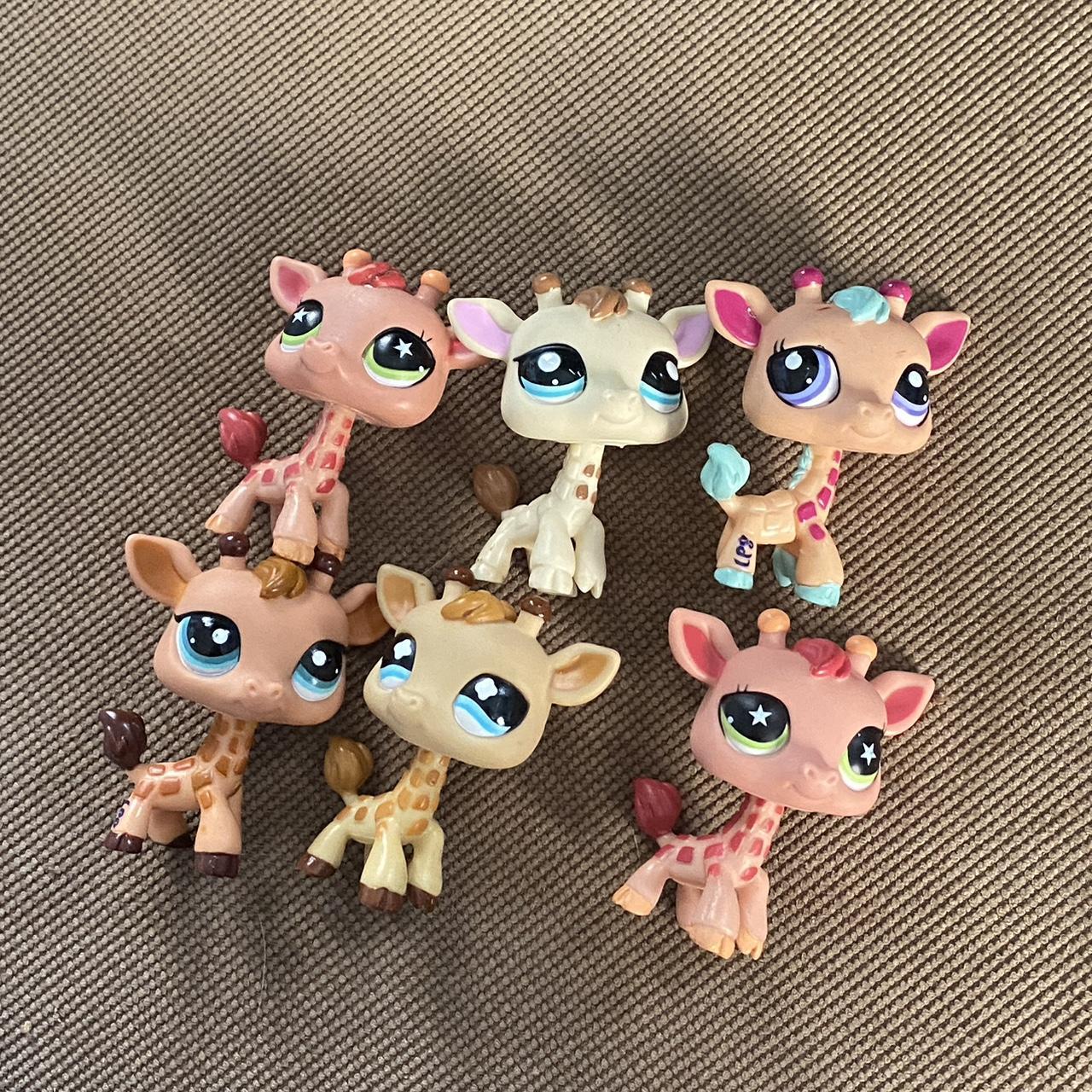 lps giraffes message me for bundles or to purchase... - Depop