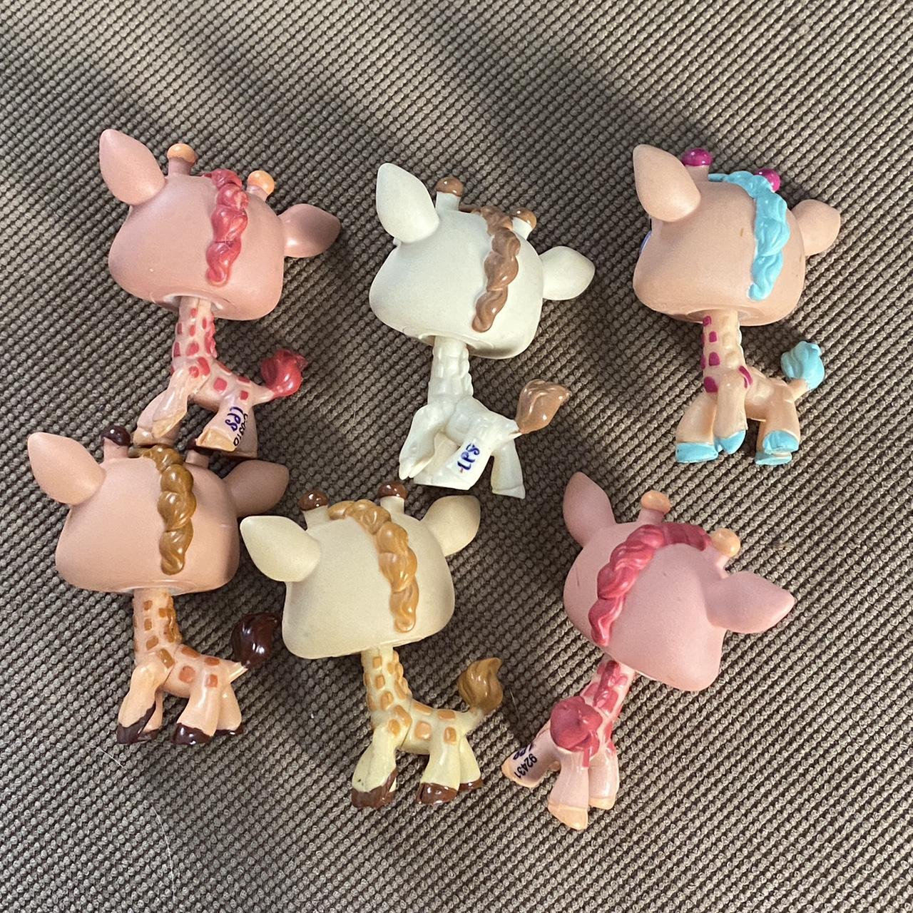 lps giraffes message me for bundles or to purchase... - Depop