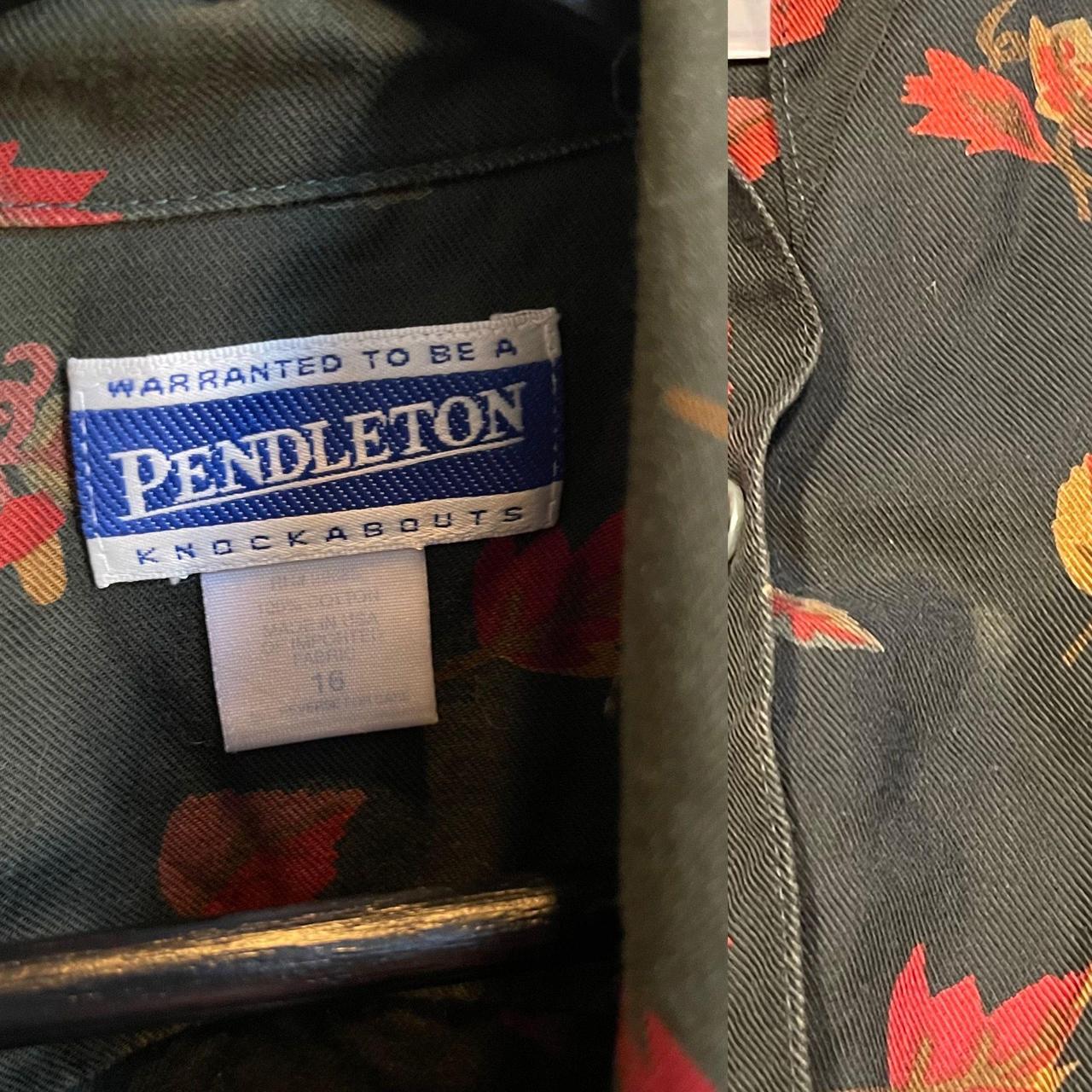 Vintage fall leaf print Button down by Pendleton... - Depop