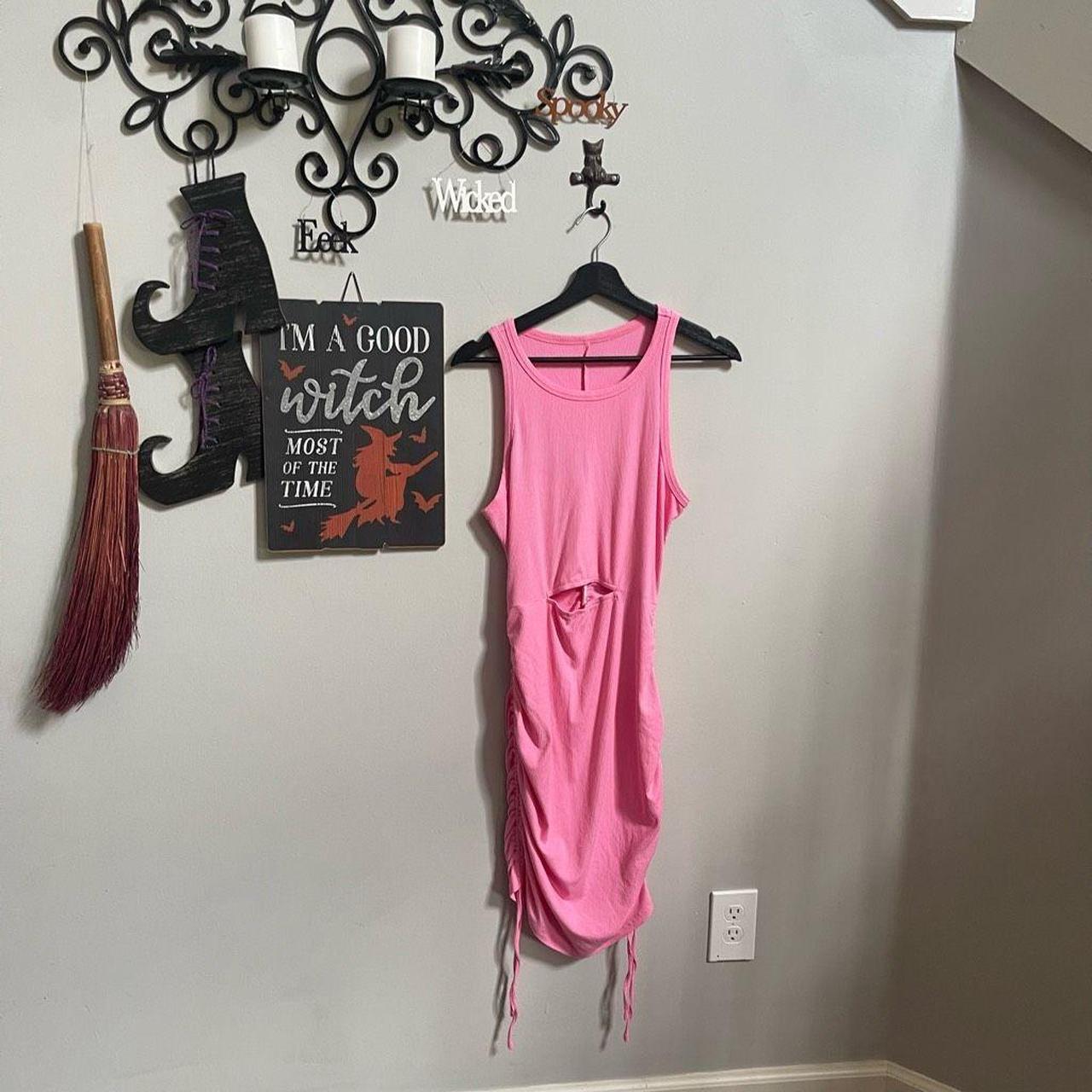 Pink ribbed dress with cutout nwot size... - Depop