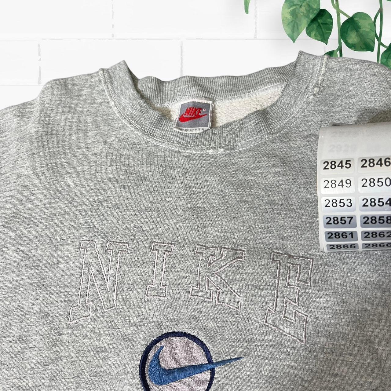 Essential vintage 90’s air Nike sweater Size... - Depop