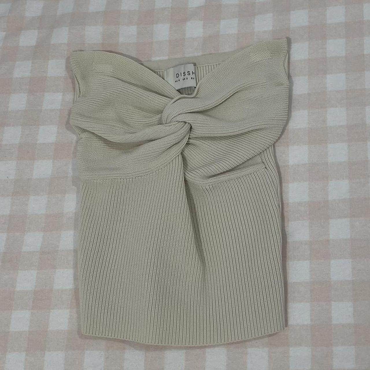 DISSH boutique twist top size 6 - Depop