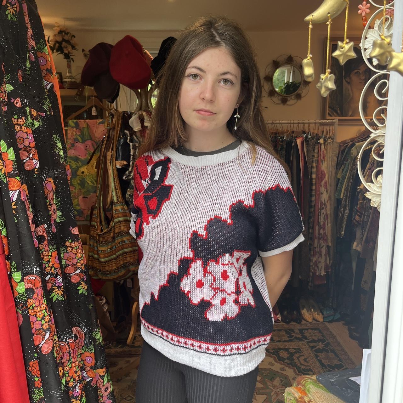 Vintage 80s floral knit top in white, red & black... - Depop