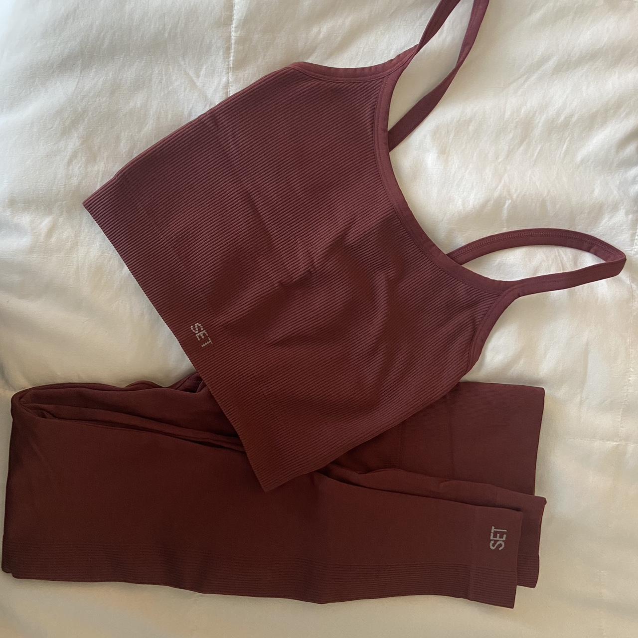 SET ACTIVE set that doesn’t fit me... | Depop