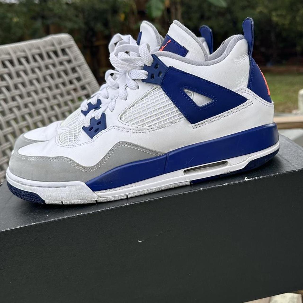 Air Jordan 4 Super clean, minor minor details are... - Depop