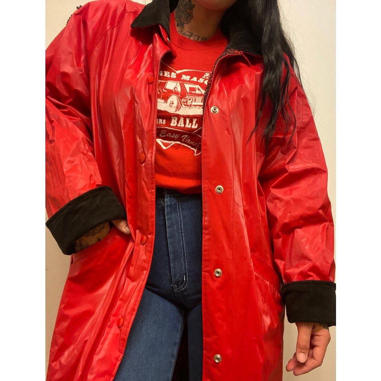 Vtg lined rain trench coat, fits like a M-L, in... - Depop