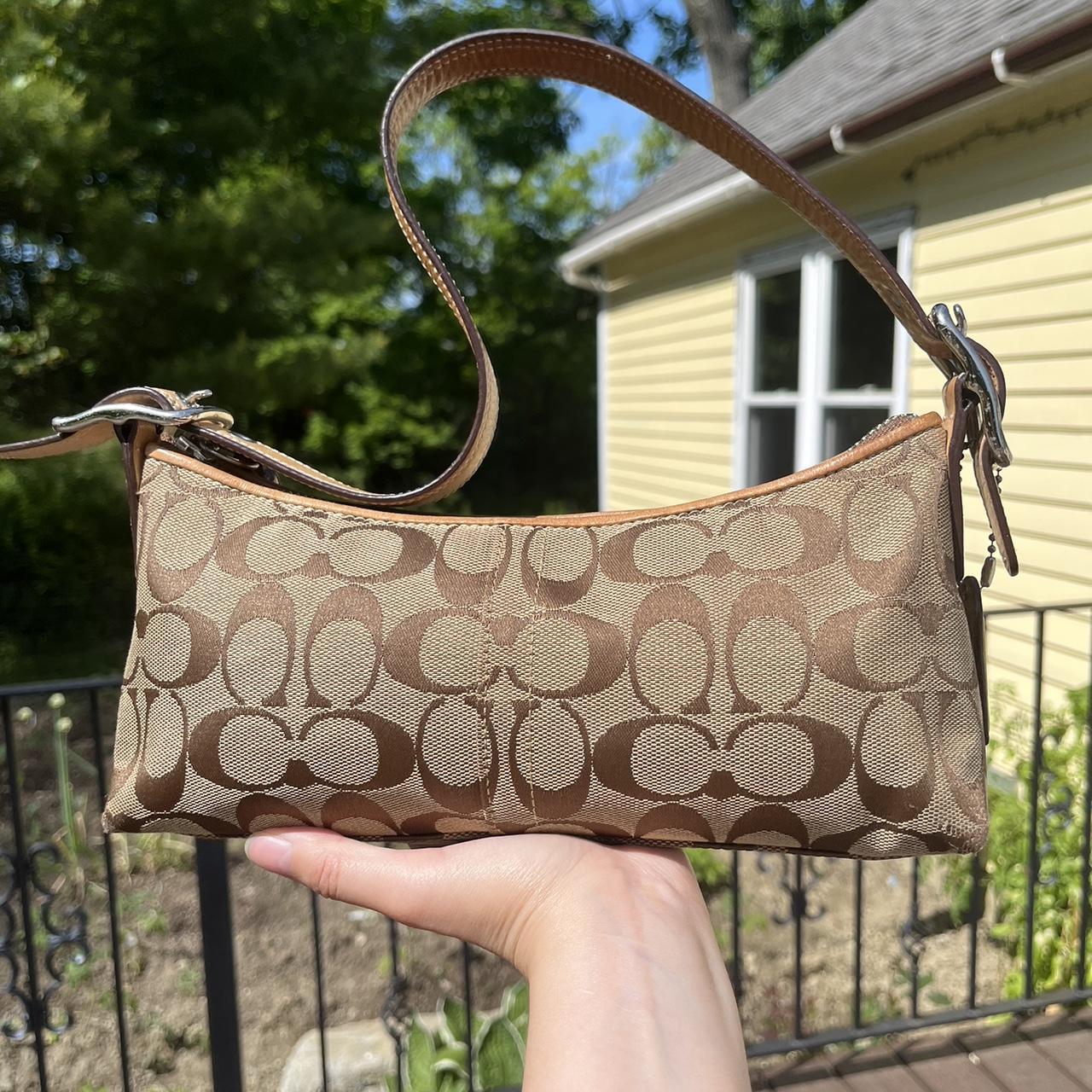 🤎Vintage Coach Demi Hampton Baguette🤎 🤎In excellent... - Depop