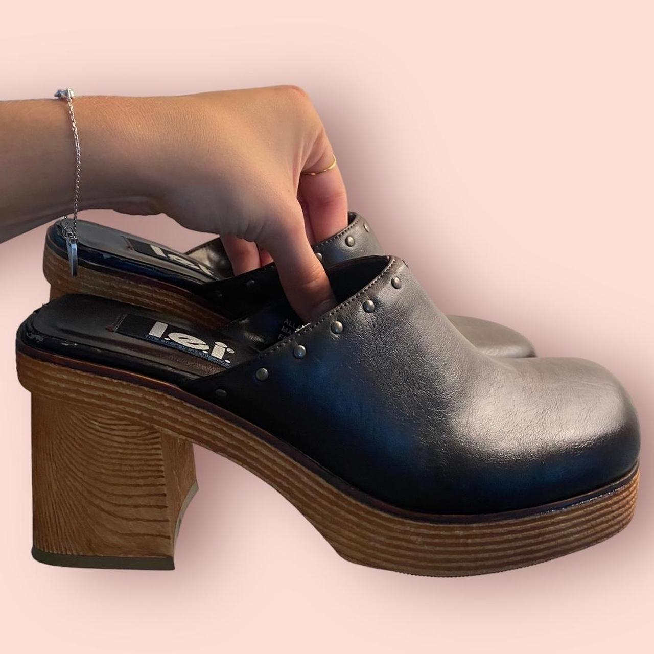 Lei brown platform clogs block heel 🤎Size 8 1/2... - Depop