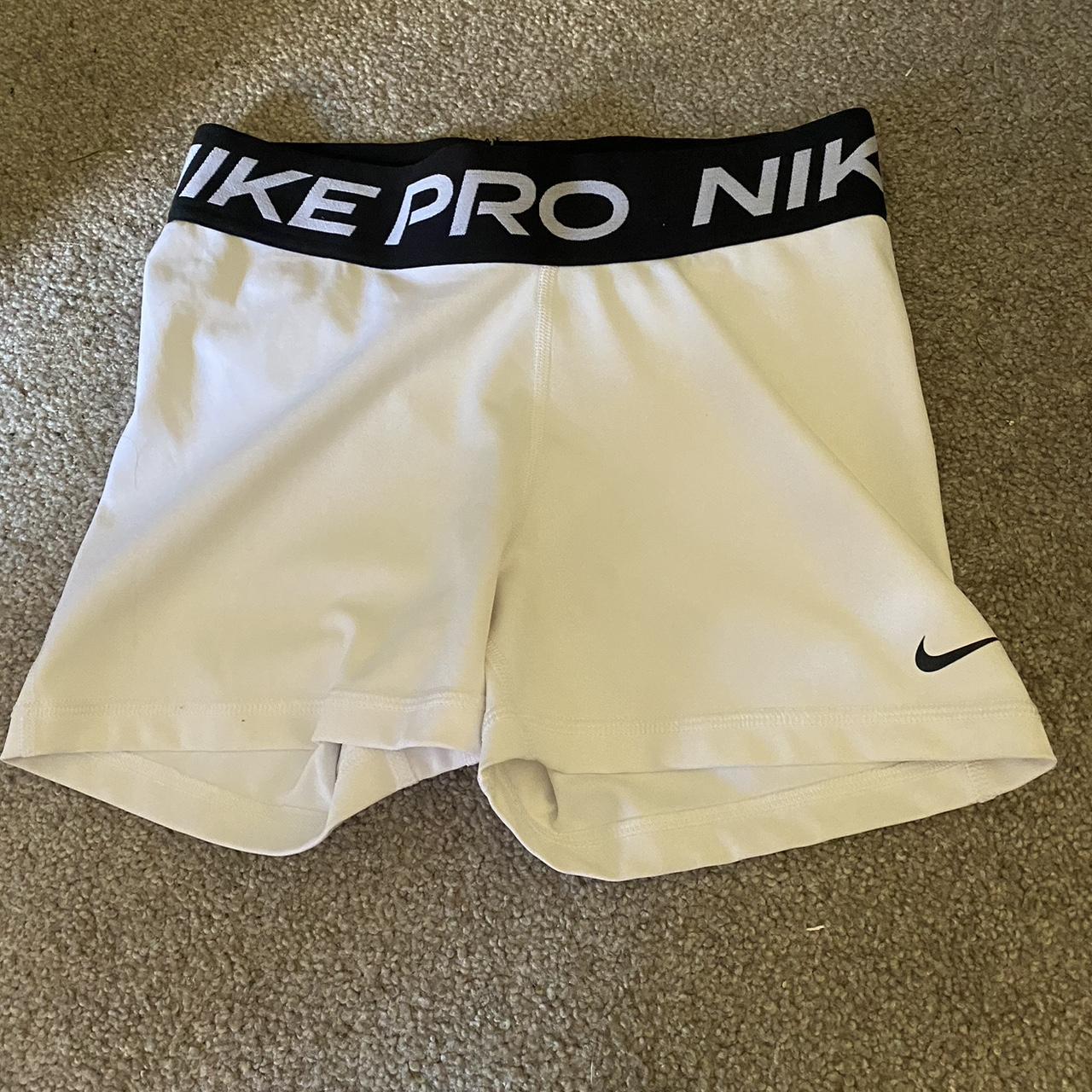 WHITE NIKE PROS NEVER WORE; too small for me - Depop