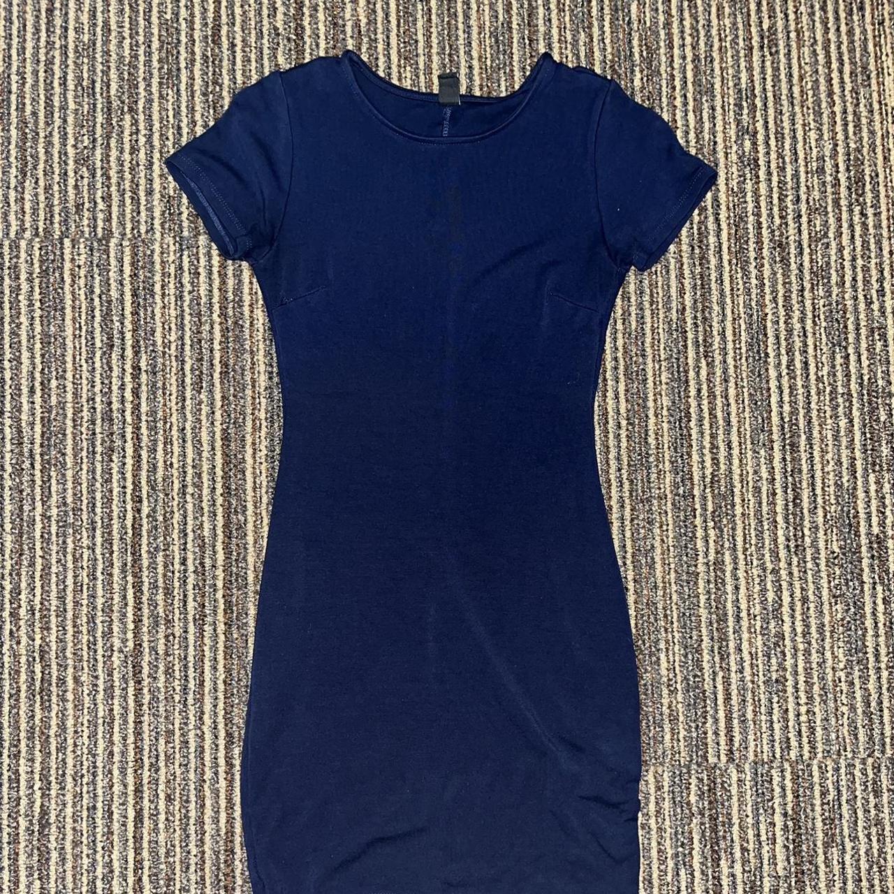 Navy blue bodycon midi dress - Depop
