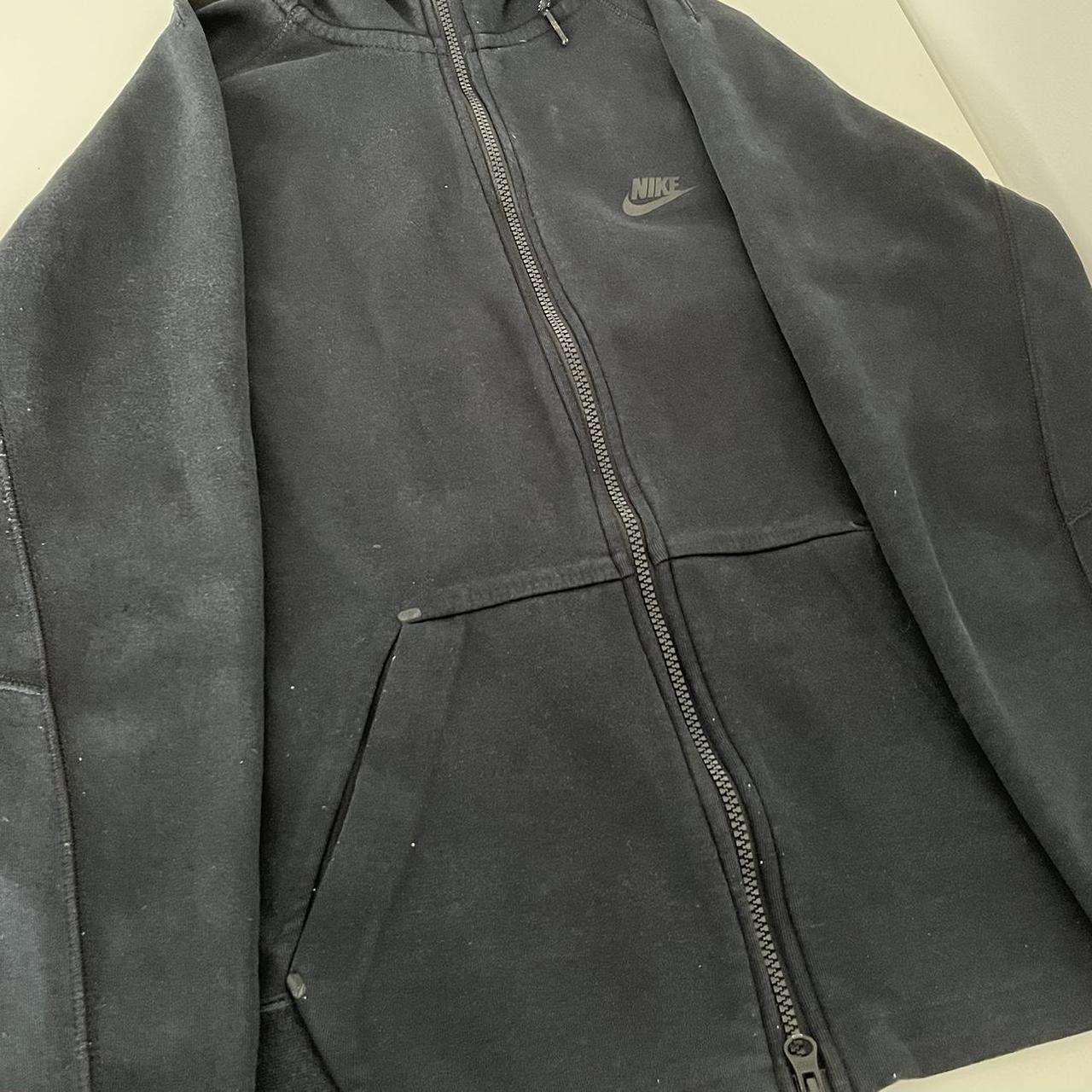 Old season Nike tech (Black) 🔌 Size-medium... - Depop