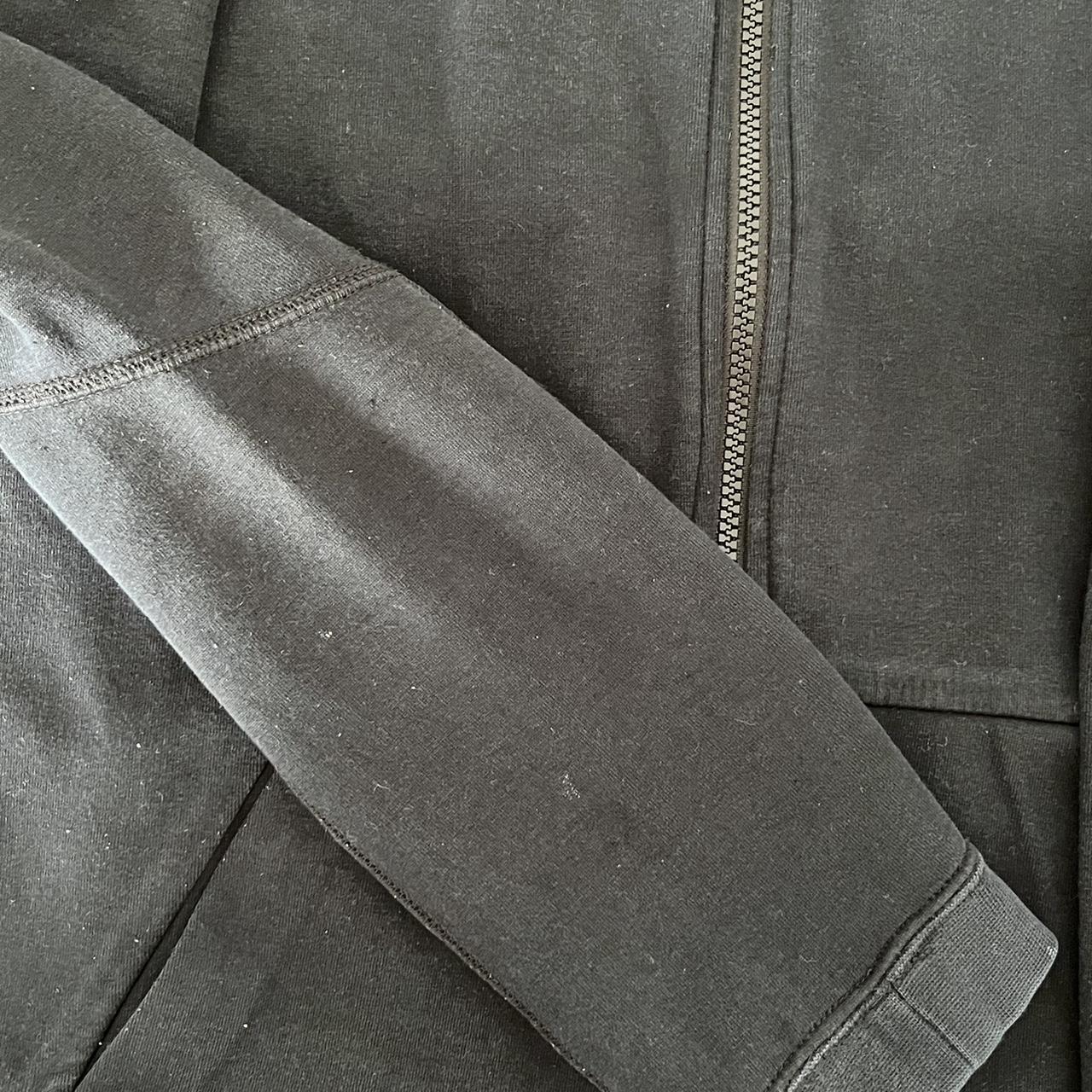 Old season Nike tech (Black) 🔌 Size-medium... - Depop