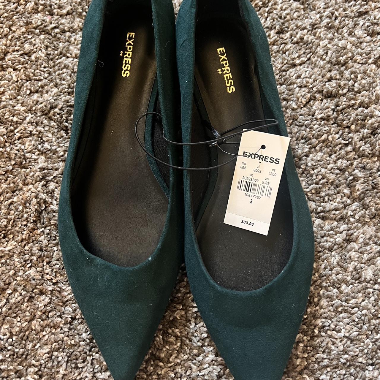Express Women's Green Footwear | Depop